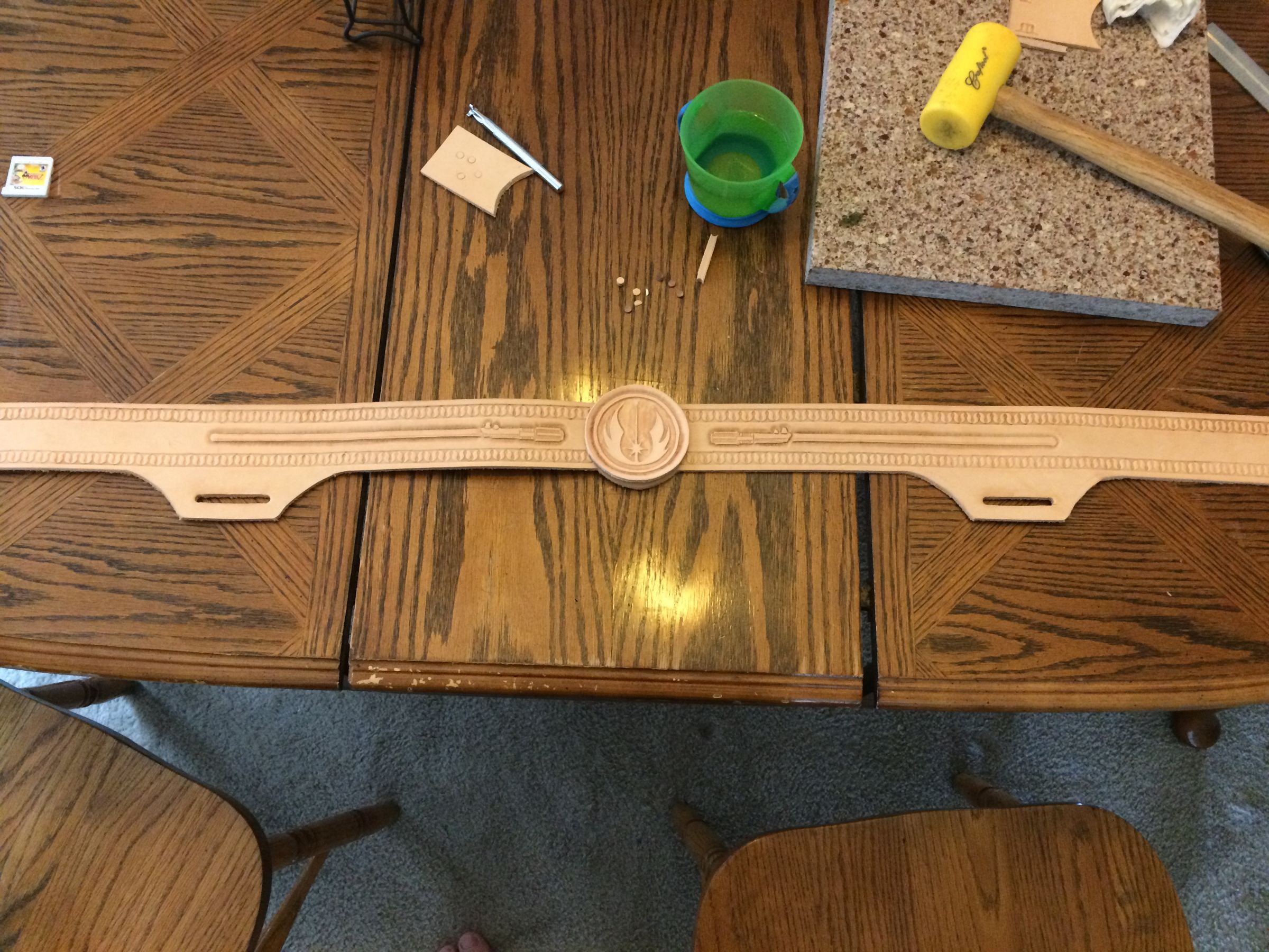 Jedi Gunslinger Tool Pouch : 5 Steps (with Pictures) - Instructables