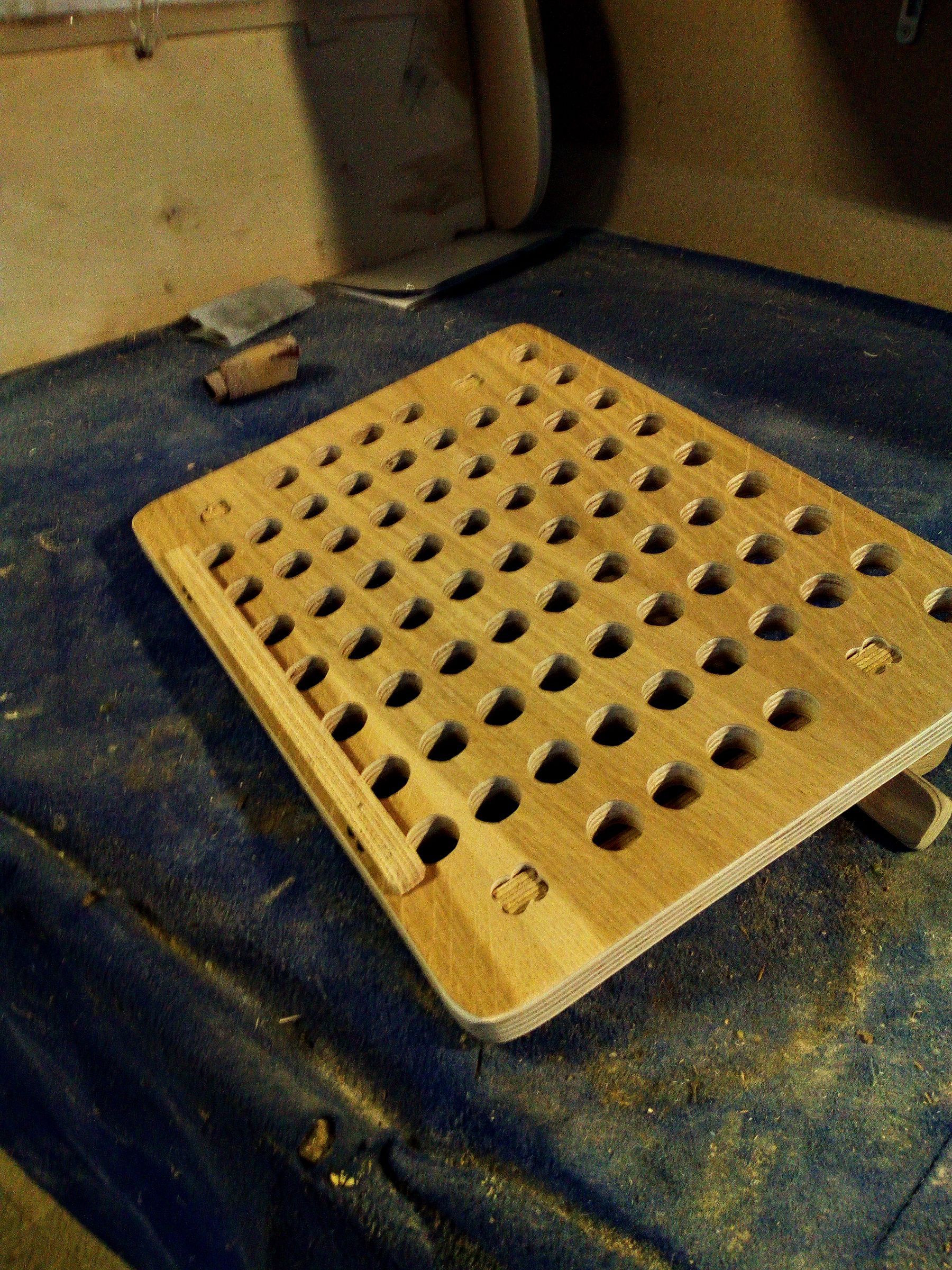 Plywood Laptop Stand : 4 Steps - Instructables