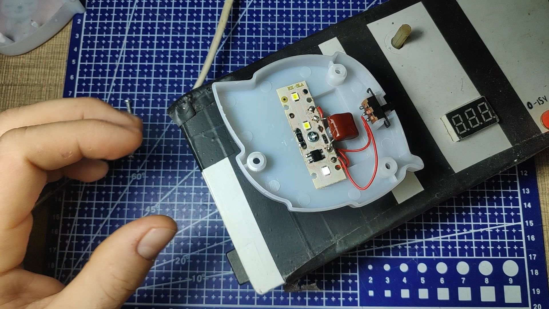 Fixing and Improving a Night Light : 5 Steps (with Pictures ...