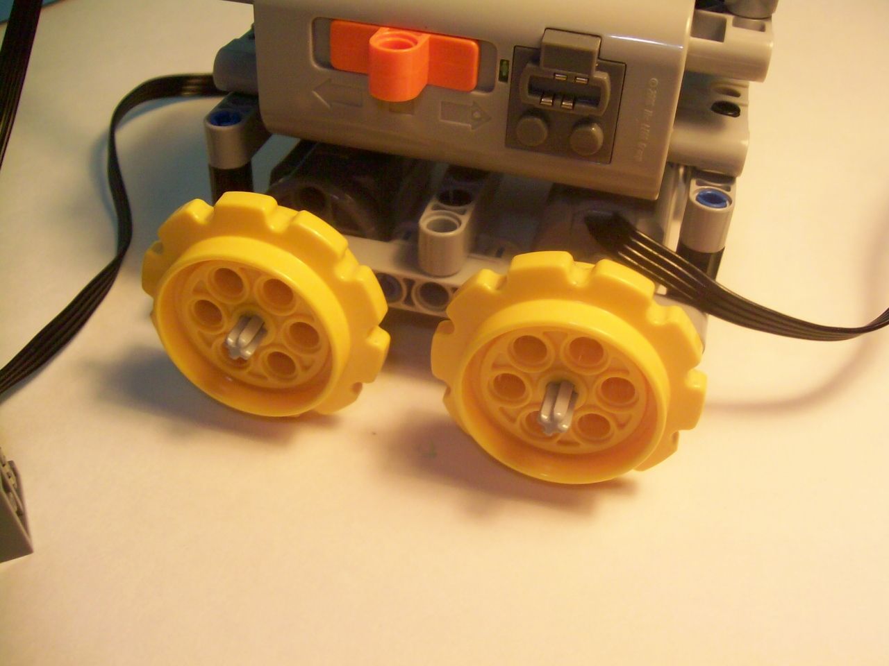 Lego Power Functions Mini Tank V2.0 : 8 Steps (with Pictures ...