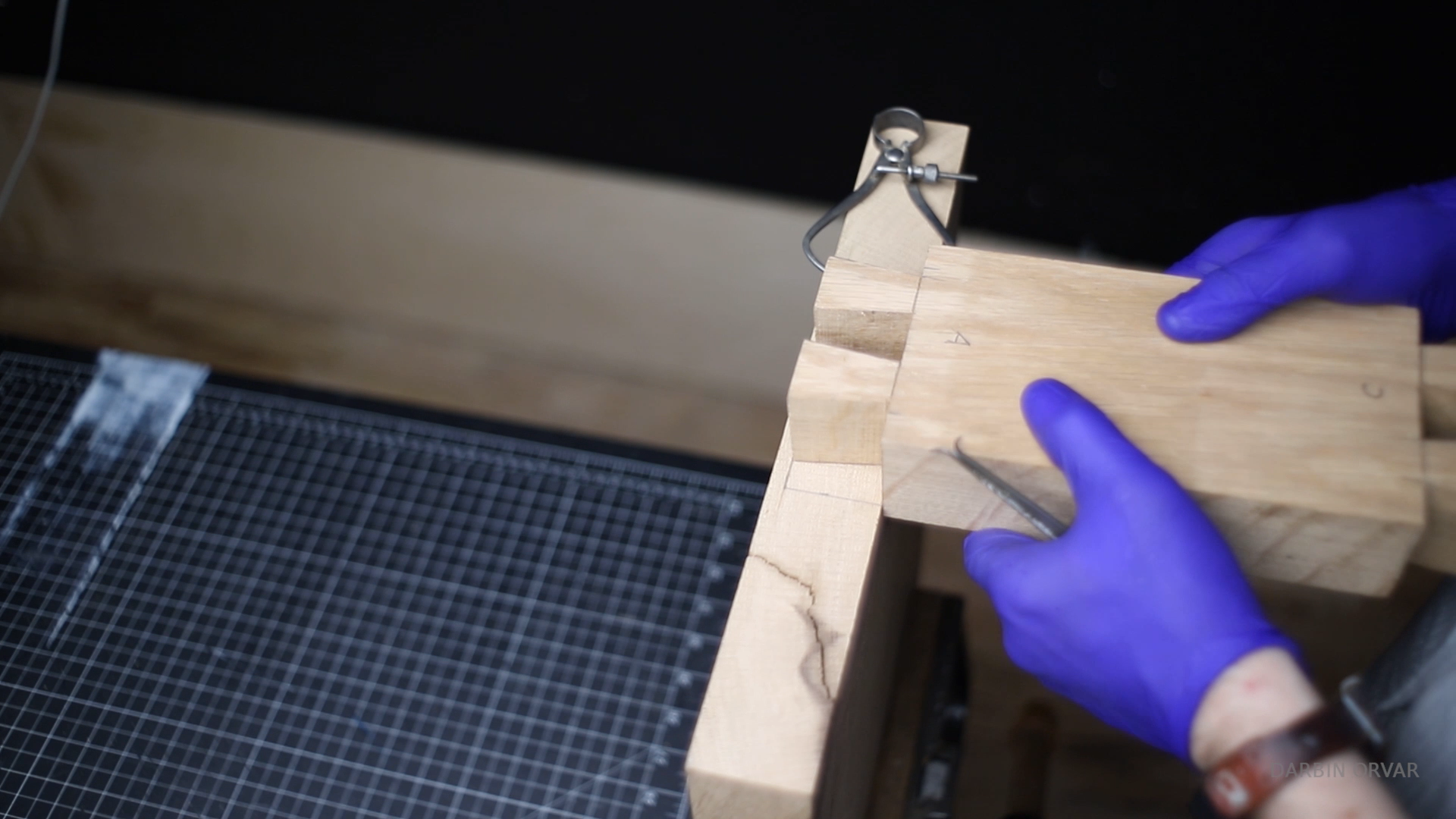 Classic Oak Book Press W/Dovetails : 16 Steps (with Pictures ...
