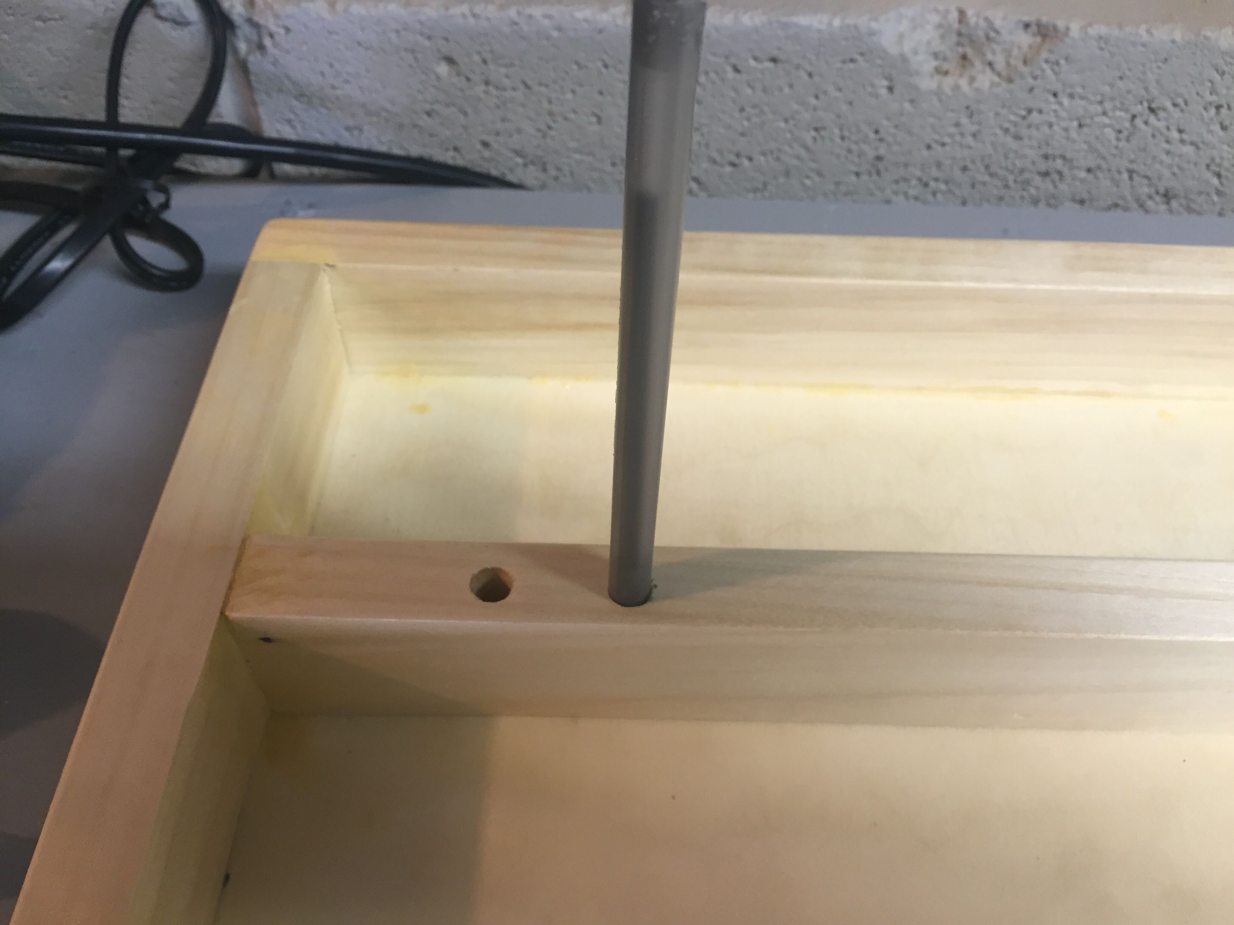 Carvers Lap Table : 12 Steps - Instructables