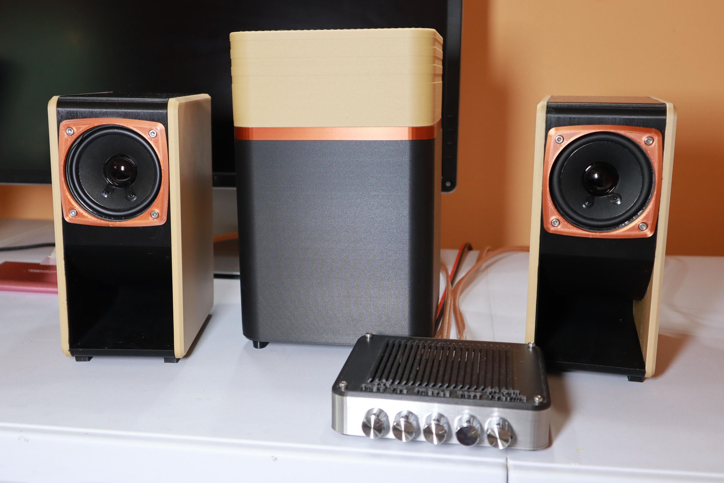 2.1 Bluetooth Sound System - Fully Printable : 4 Steps (with Pictures ...