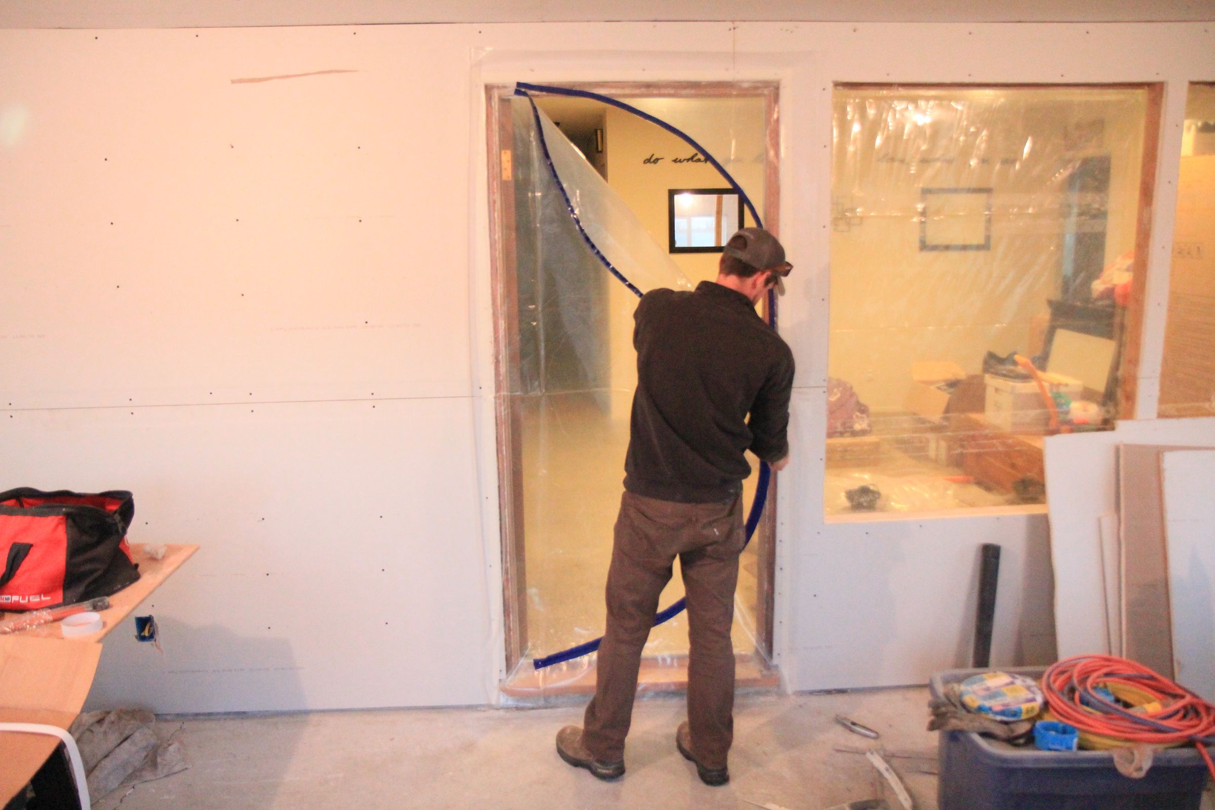 10 Ways to Keep Dust Under Control While Remodeling : 11 Steps (with ...