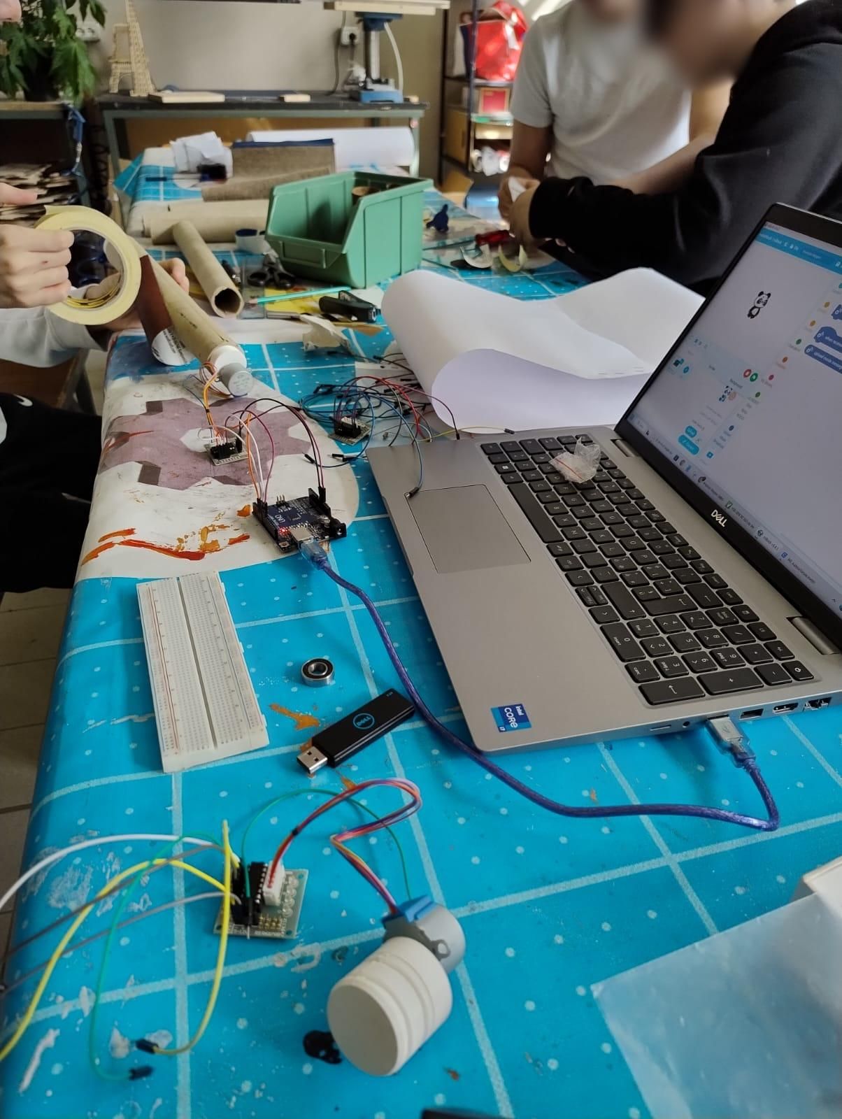 Smart Bin Sense - Automated Waste Sorting : 9 Steps - Instructables