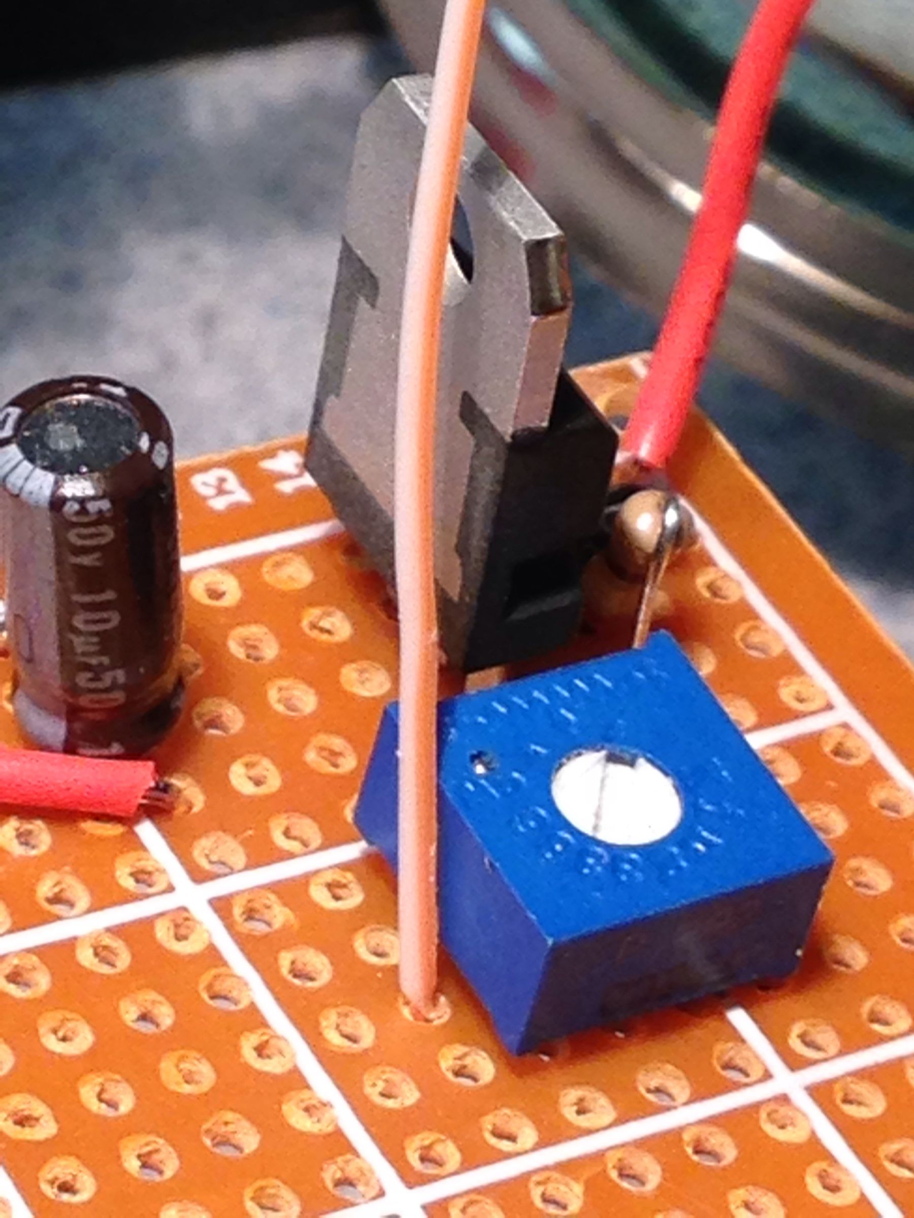 Wiring an Adjustable Voltage Regulator : 7 Steps - Instructables