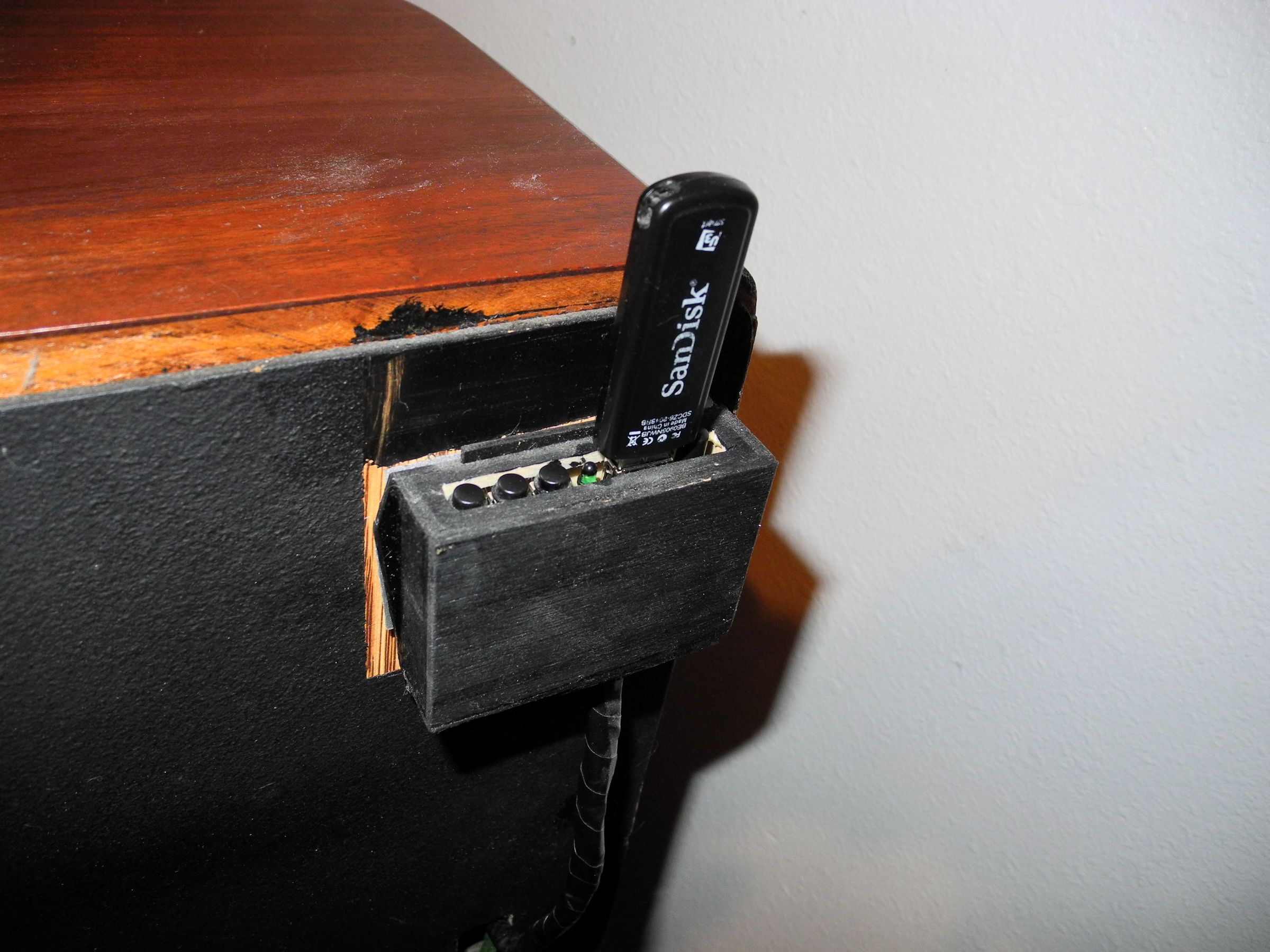 Restoration - New Life Out of a Busted 1930's Radio Conversion : 12 ...