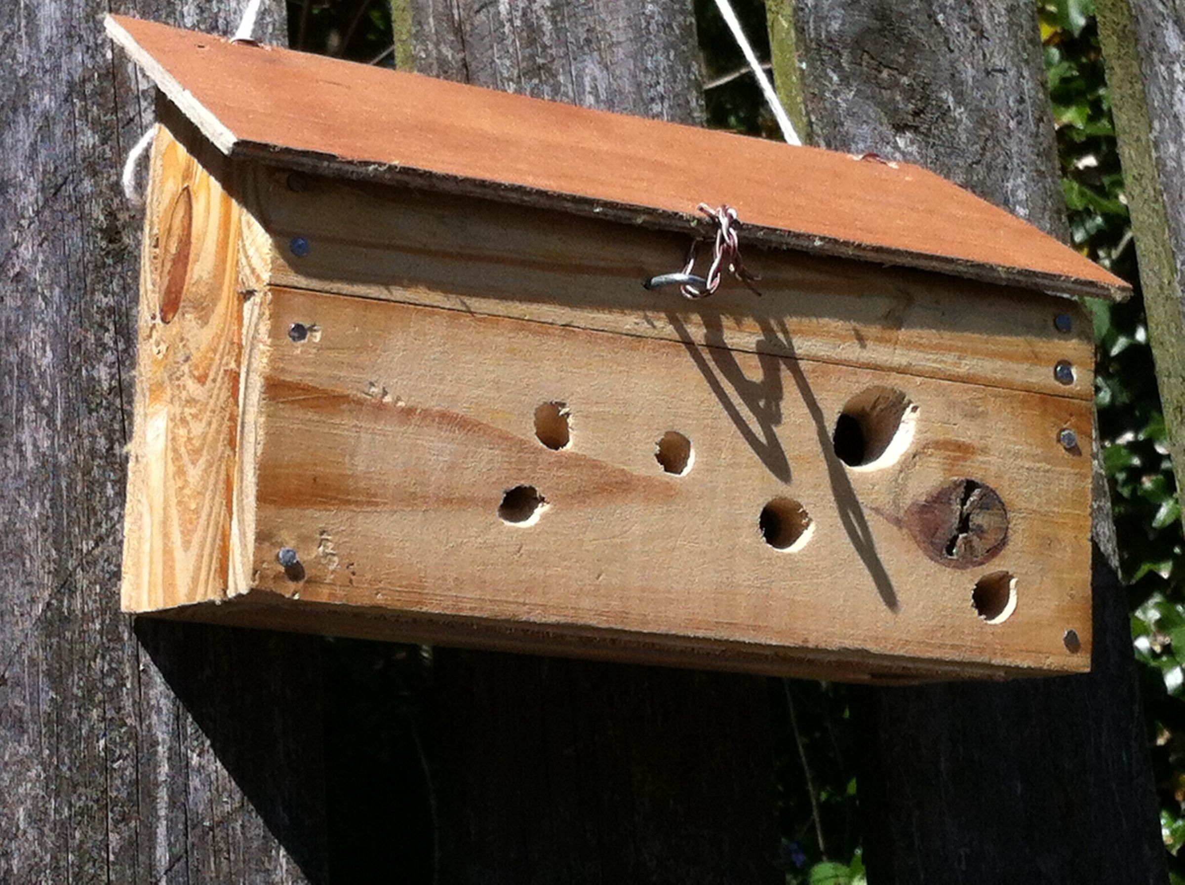 Reclaimed Wood Bee Box : 10 Steps (with Pictures) - Instructables