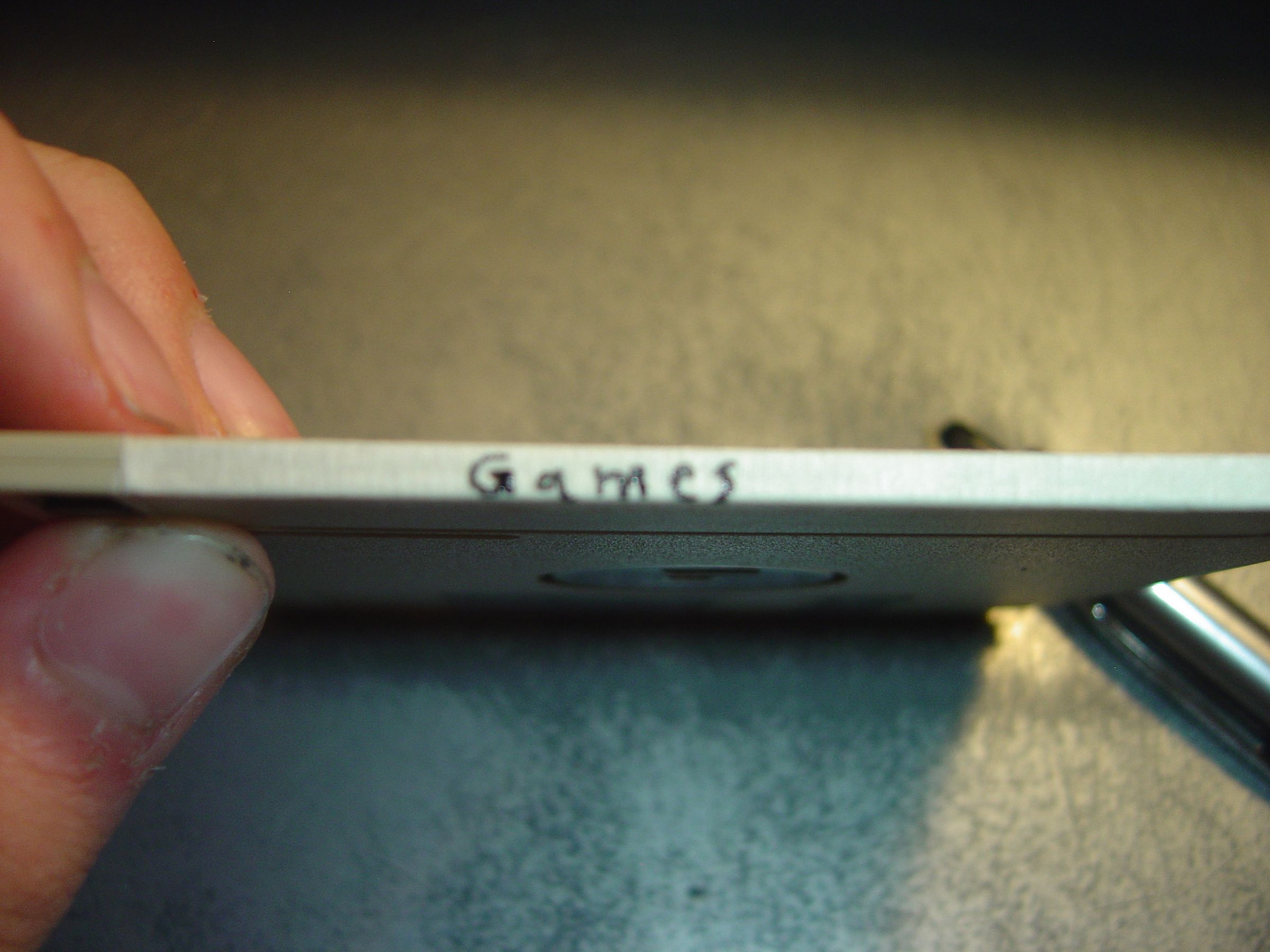 Edge-Labeling Floppy Disks : 5 Steps - Instructables