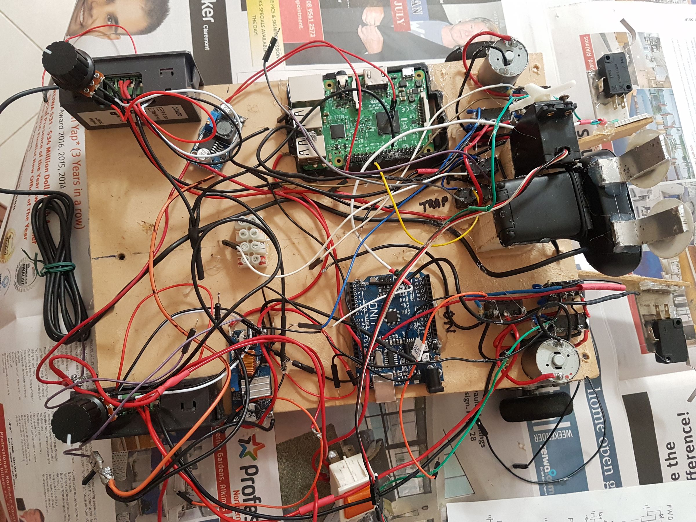 Autonomous Soccer Playing Robot : 4 Steps (with Pictures) - Instructables