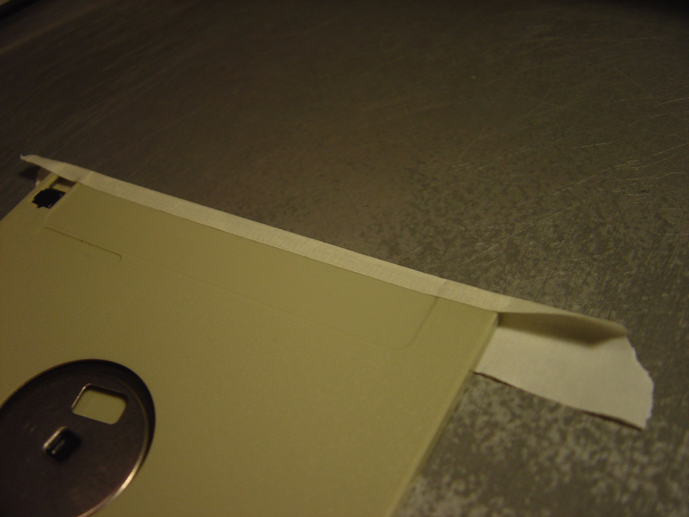Edge-Labeling Floppy Disks : 5 Steps - Instructables
