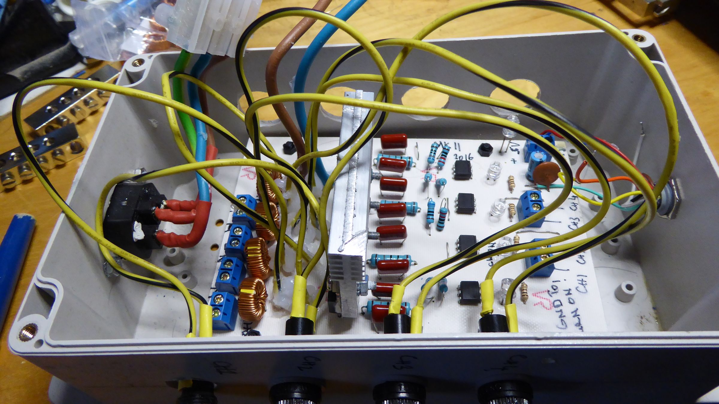 4 Channel Triac : 9 Steps (with Pictures) - Instructables
