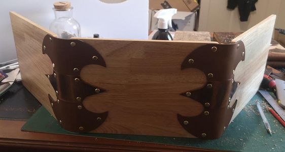 Wood & Leather Dungeon Masters Screen : 7 Steps (with Pictures ...