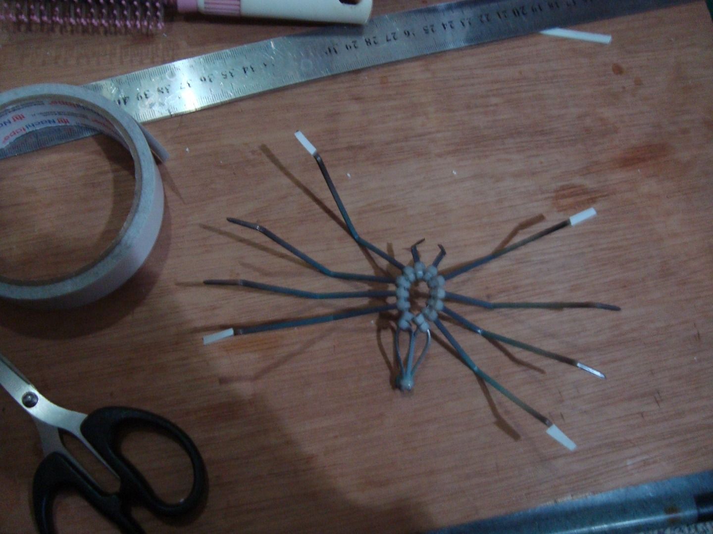 Spider Made From Cable Ties for Props Decor Halloween : 4 Steps (with ...