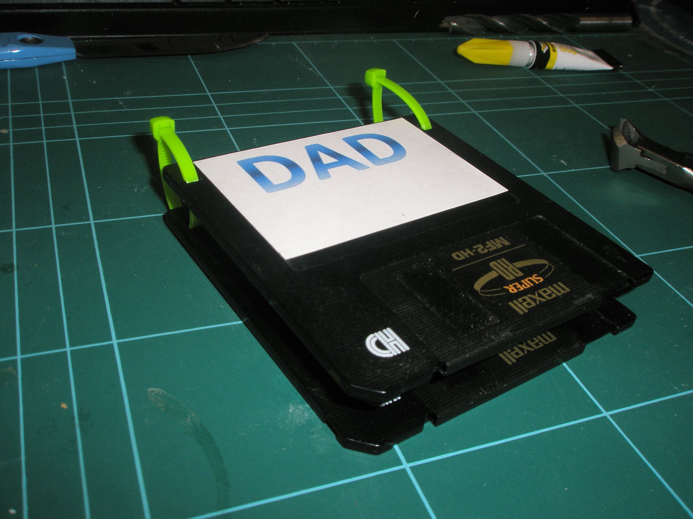 Floppy Disk Notepad - Instructables