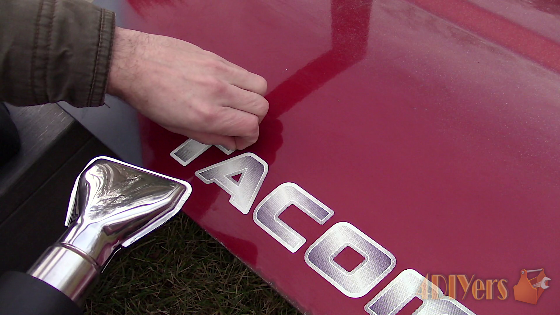 How to Easily Remove Decal From Your Vehicle - Two Methods : 6 Steps ...