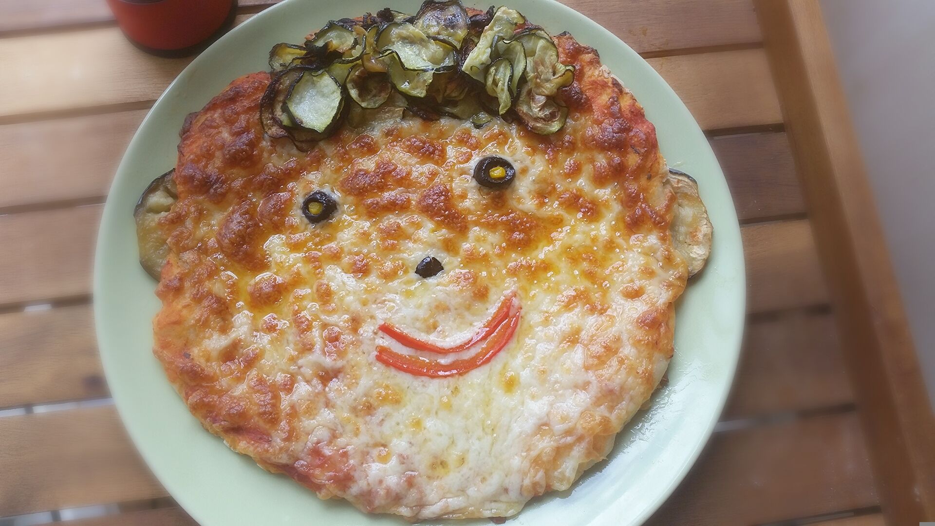 Happy Face Pizza for All the Seasons : 12 Steps - Instructables