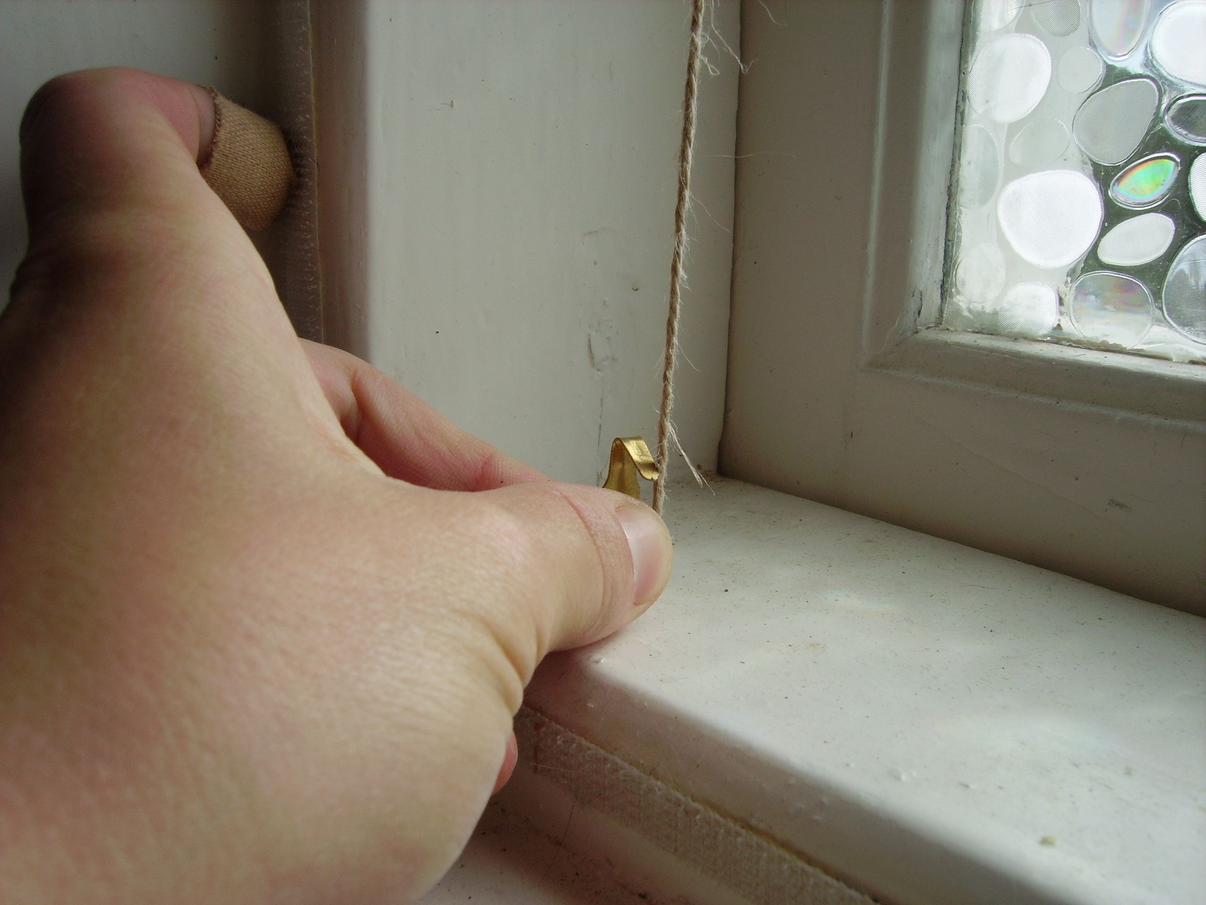 Folded Cardboard Window Blind : 9 Steps (with Pictures) - Instructables