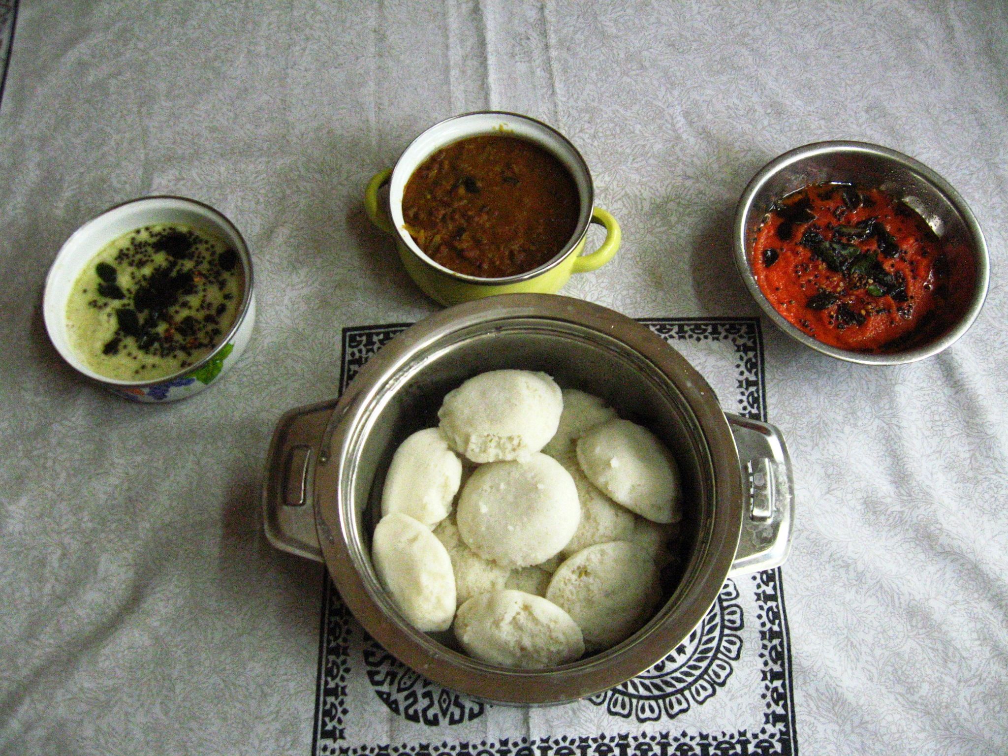 Idli, the Most Favored South Indian Breakfast : 6 Steps (with Pictures ...