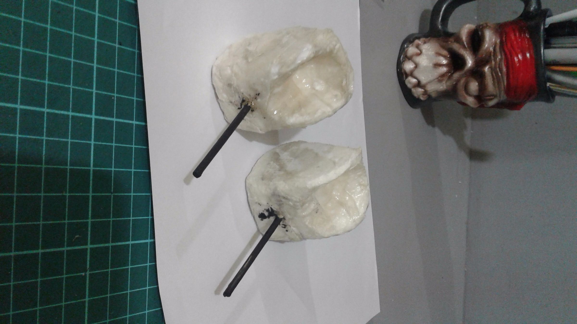 Stooge Table WEREWOLF Made in Cold Porcelain : 12 Steps (with Pictures ...