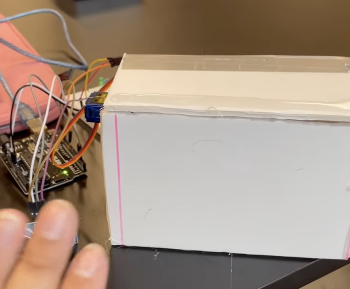 No Touch Lid Box : 4 Steps - Instructables