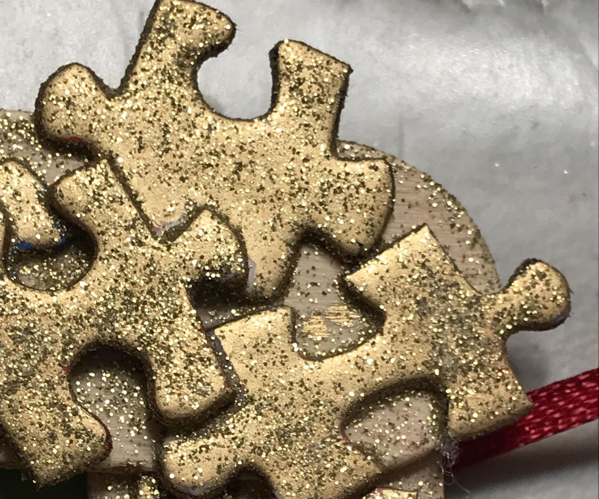 Puzzle Piece Picture Frame Christmas Ornament : 6 Steps - Instructables