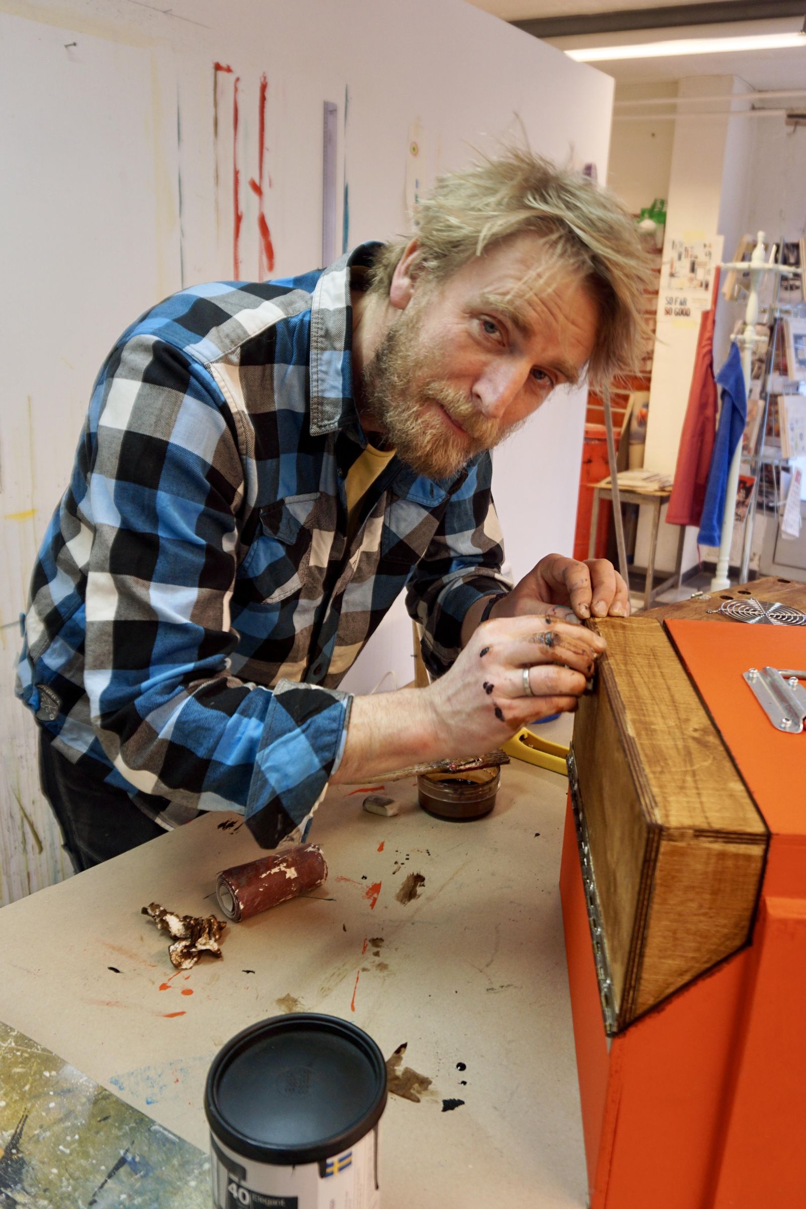 Same P#!@int, New Wrapping… : 9 Steps (with Pictures) - Instructables