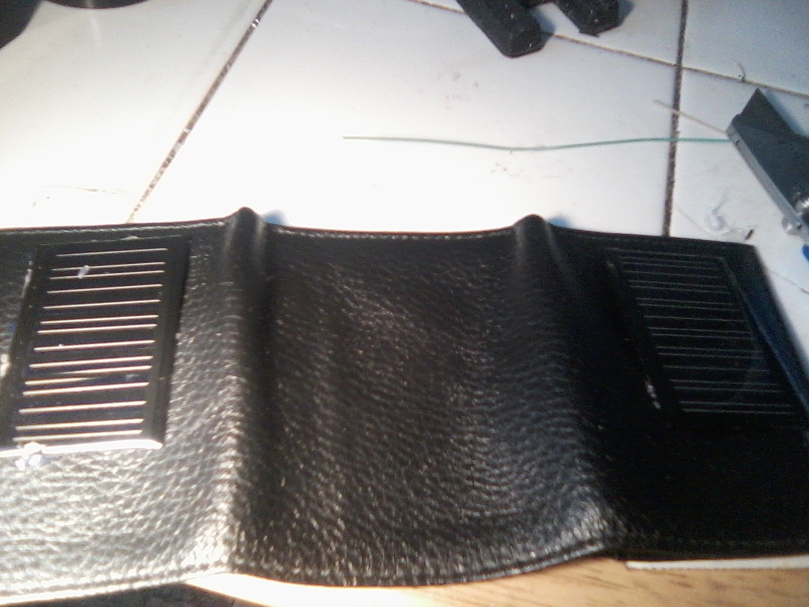 Solar USB Wallet Charger : 11 Steps - Instructables