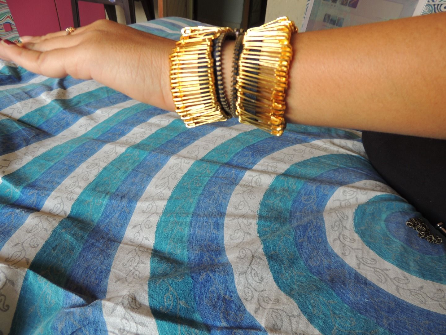 Easy Ornamental Band in Just Two Steps. : 3 Steps - Instructables