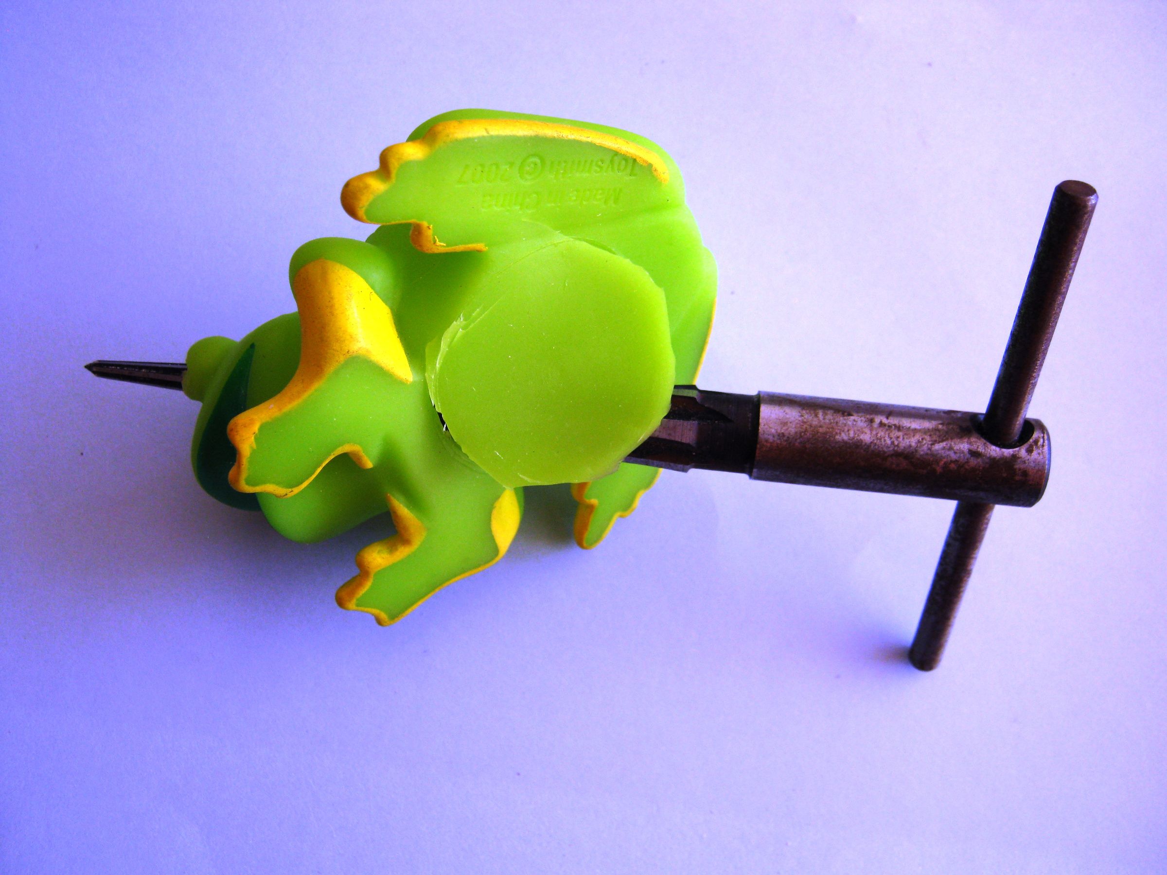 The Marvelous LED HypnoFrog : 9 Steps - Instructables
