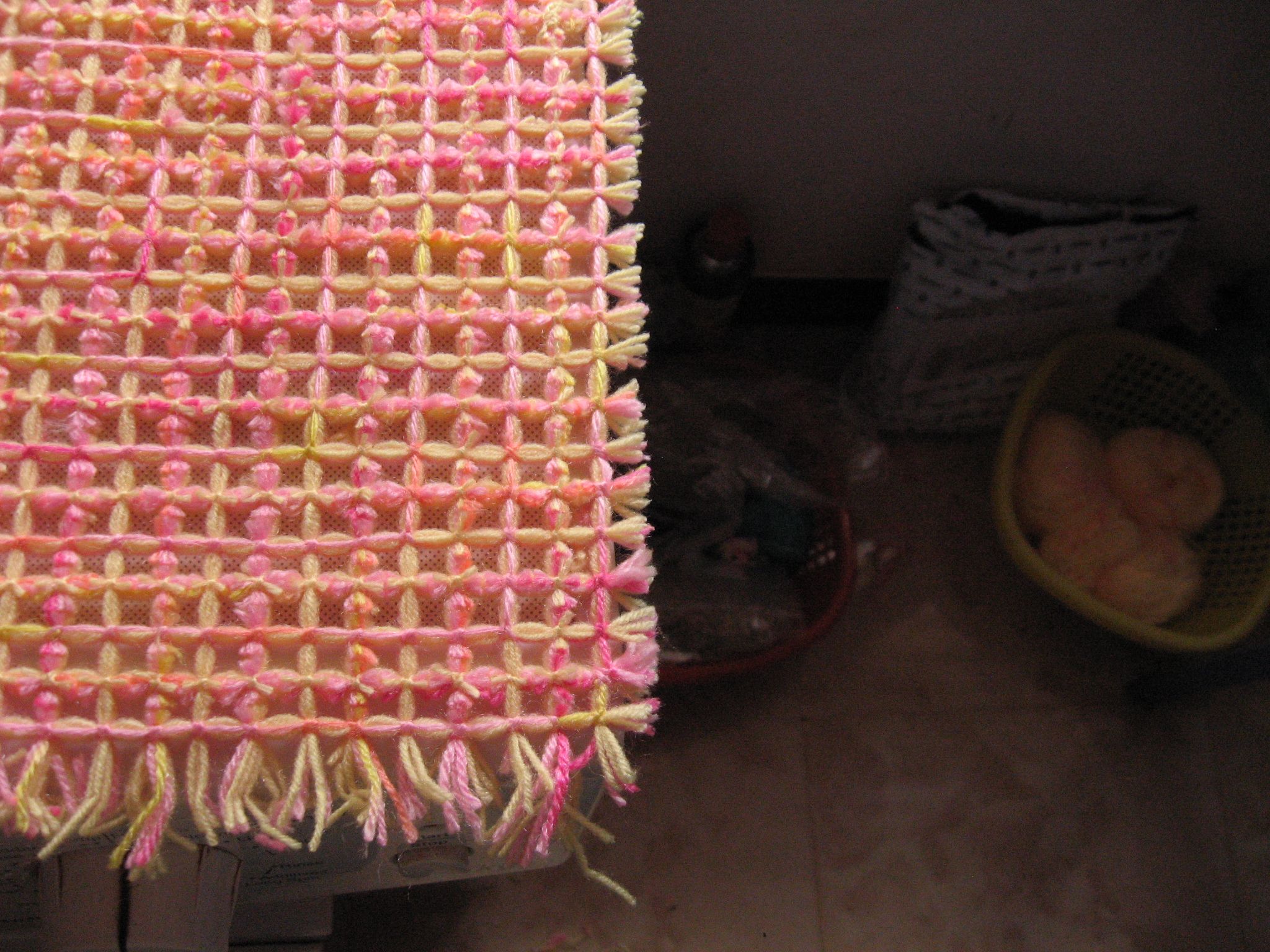 How to Weave a Mat With Small Pom Poms : 13 Steps (with Pictures ...