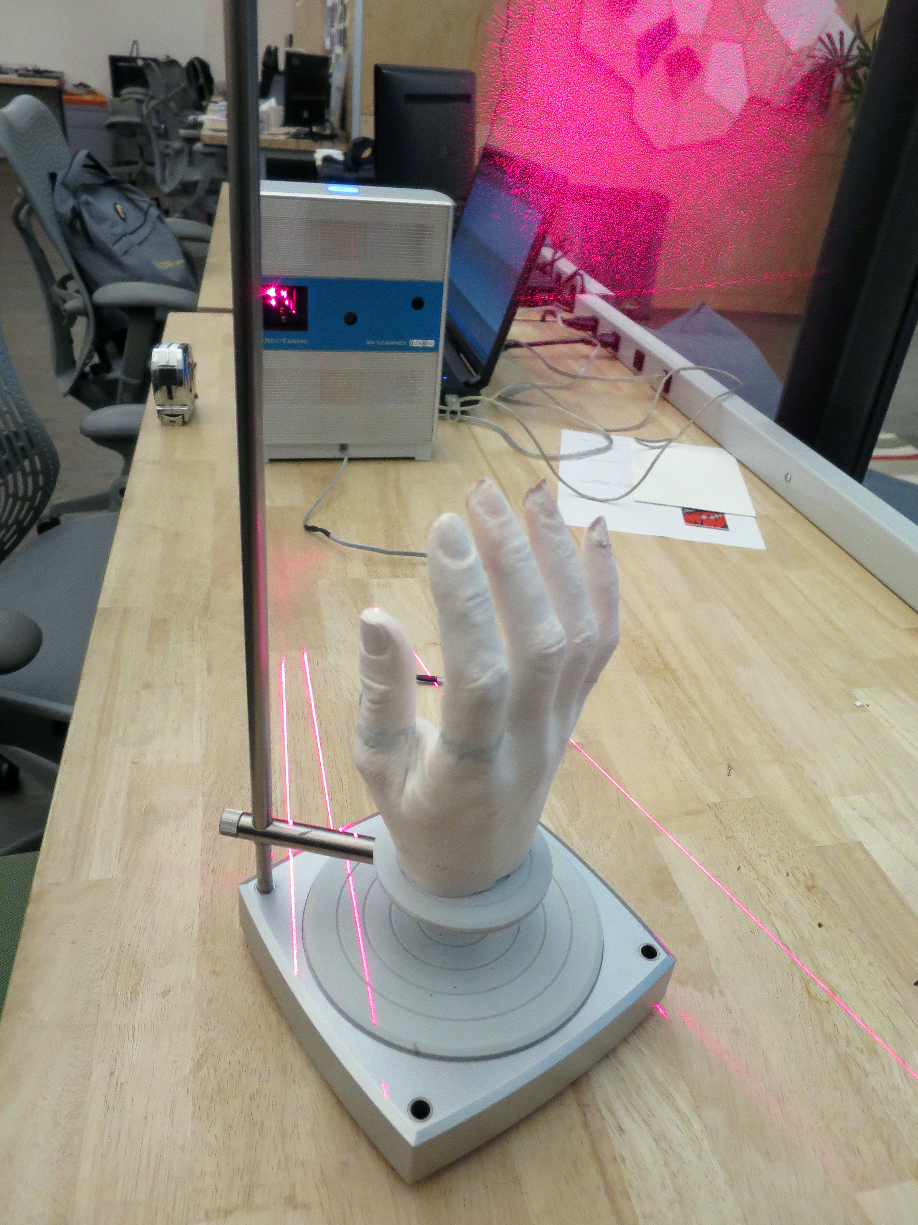 3D Scanning My Hand and Printing the Perfect Glove Mannequin : 8 Steps ...