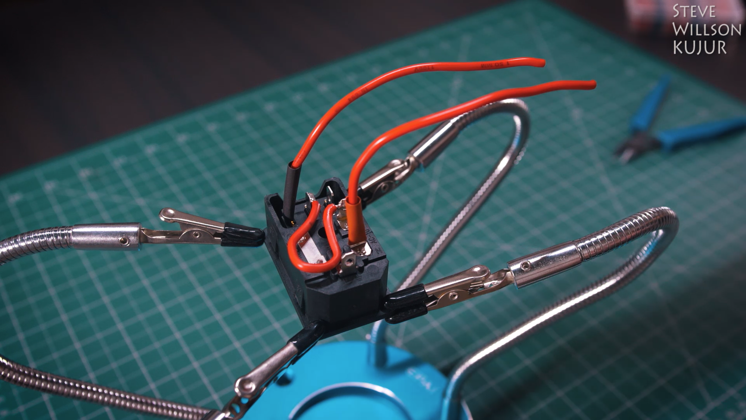 DIY Lithium Battery Charger : 15 Steps - Instructables