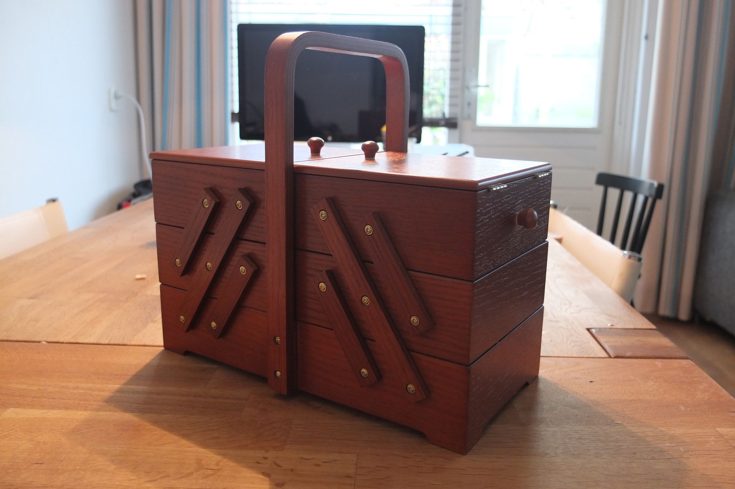 Arts and Crafts Box - Instructables