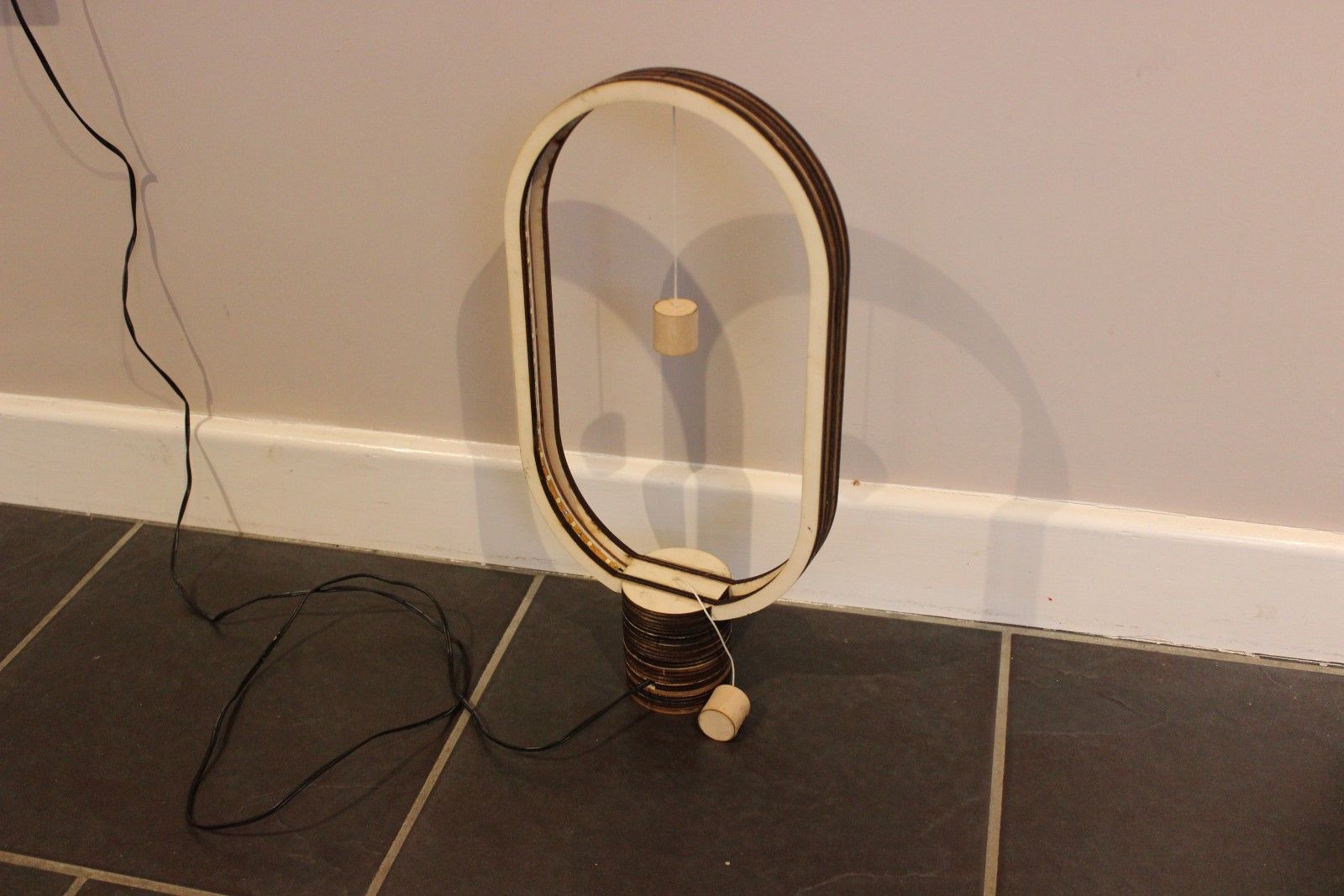 DIY Heng Lamp : 4 Steps (with Pictures) - Instructables