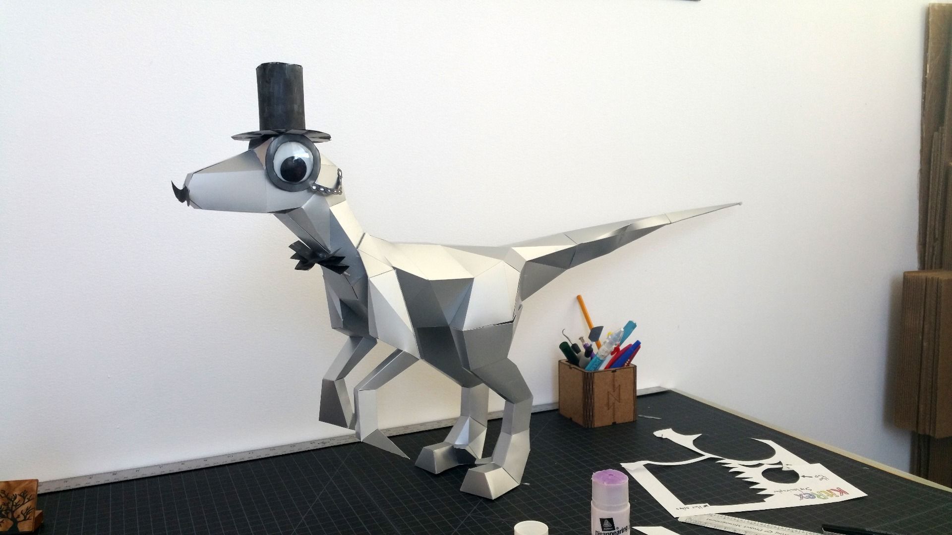 Dapper Dino Accessories : 5 Steps - Instructables