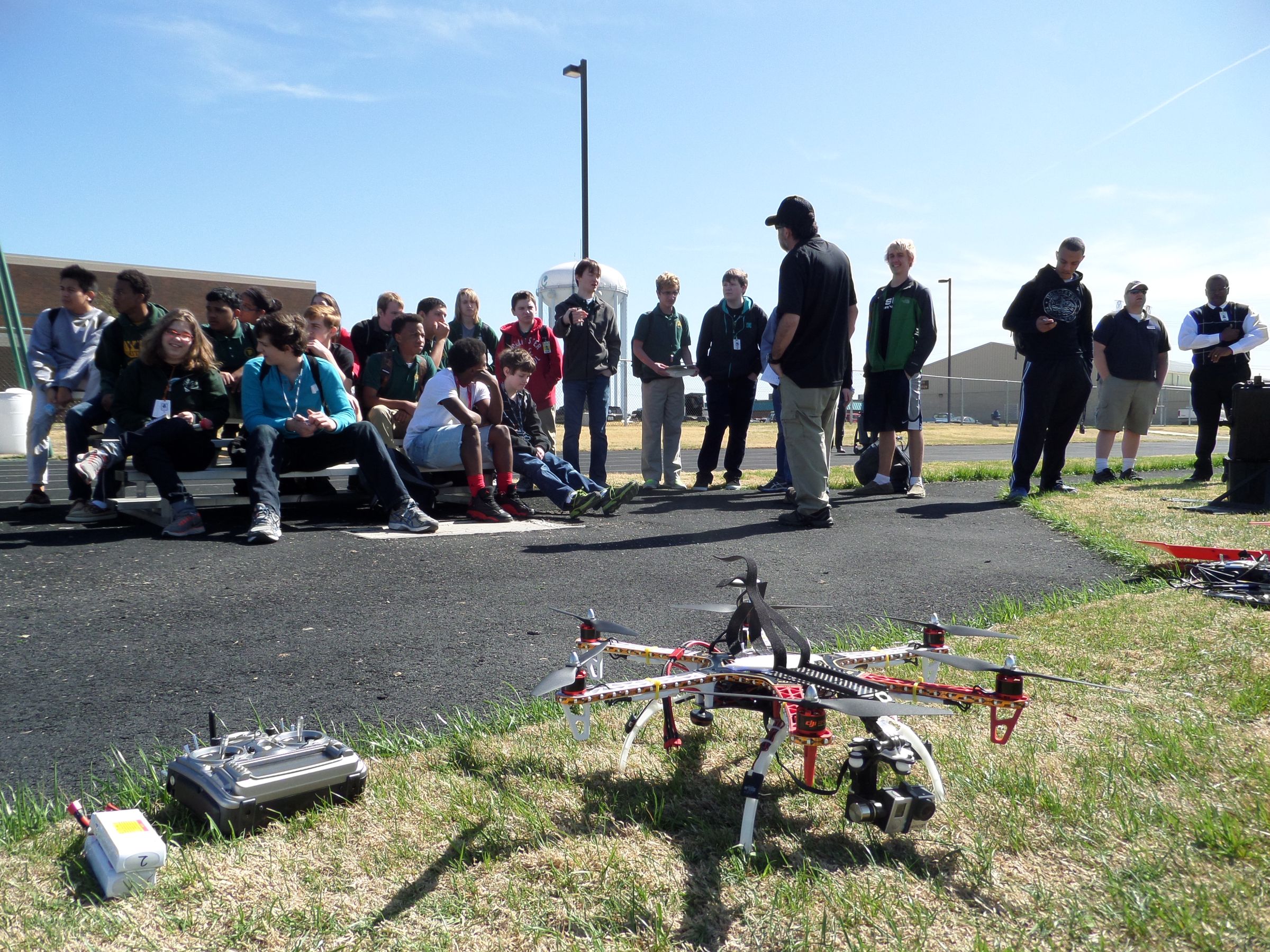 Aerial Group Picture With a Drone : 6 Steps (with Pictures) - Instructables