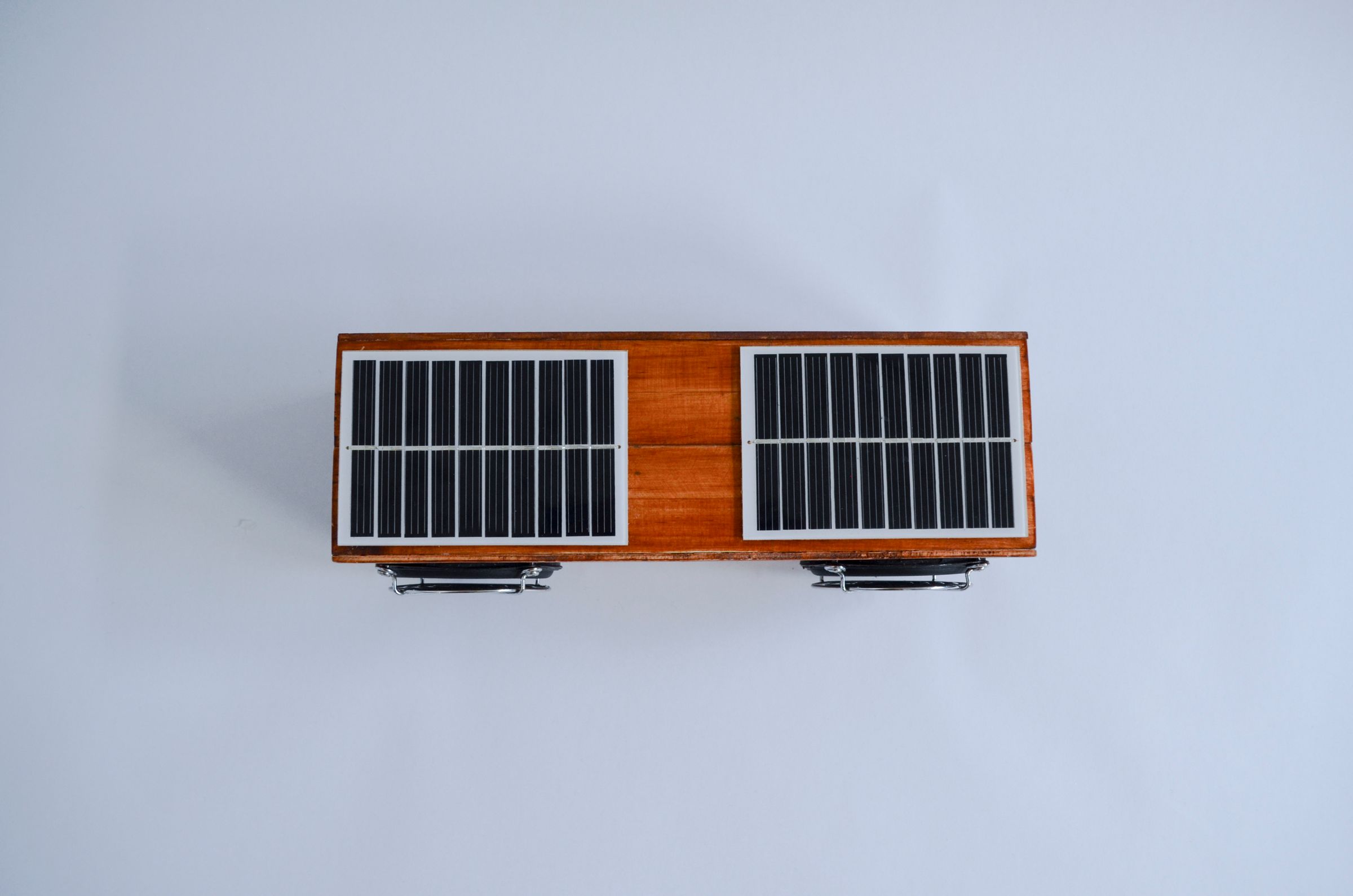 Mini Solar Power Bank Speaker : 24 Steps (with Pictures) - Instructables