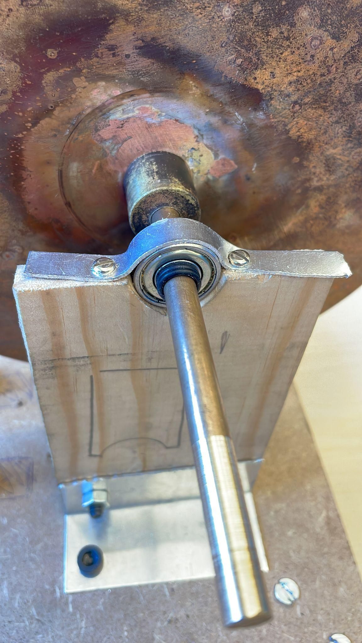 Faraday Disk Dynamo (Homopolar Generator) : 6 Steps - Instructables