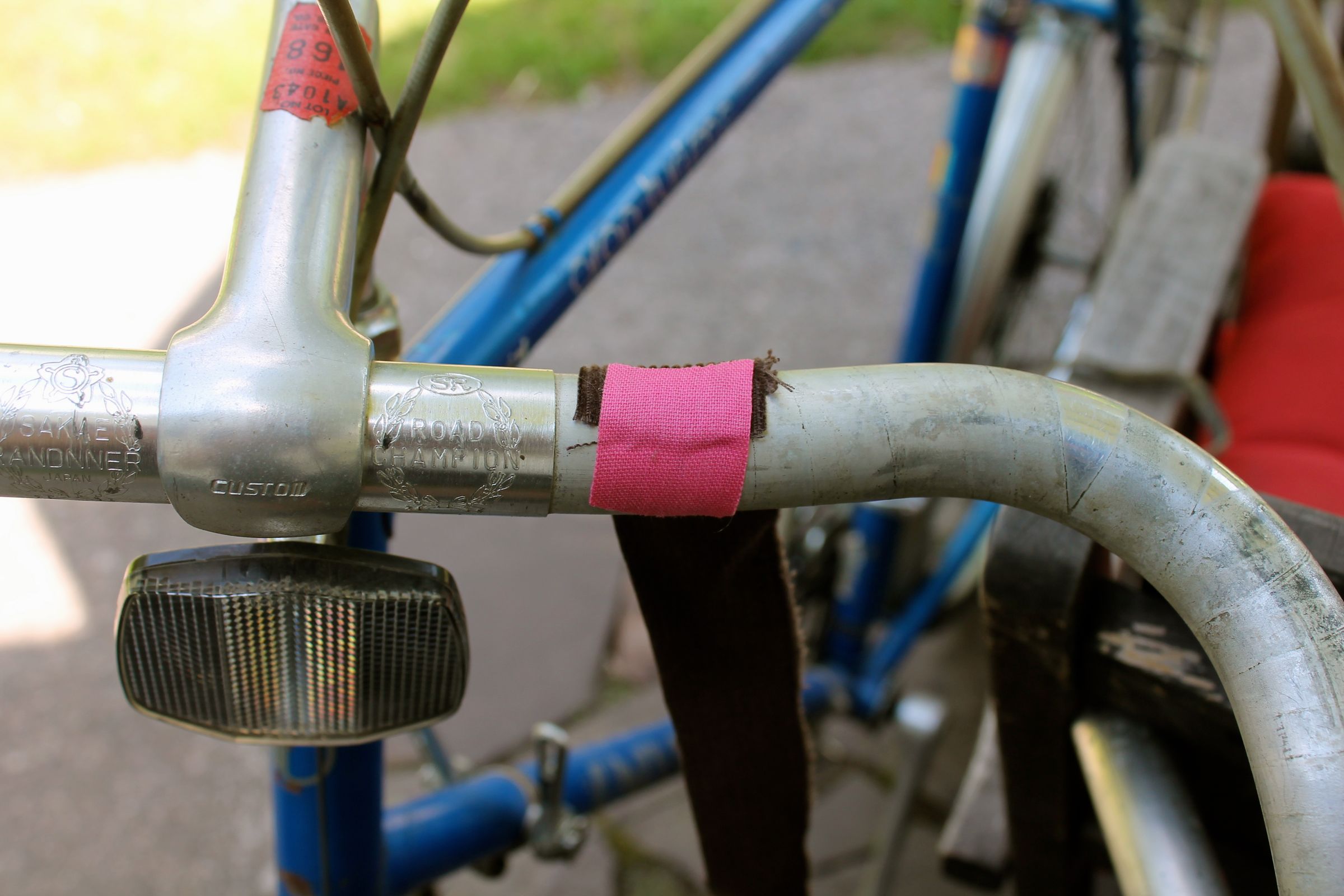 DIY Handlebar Tape : 3 Steps - Instructables
