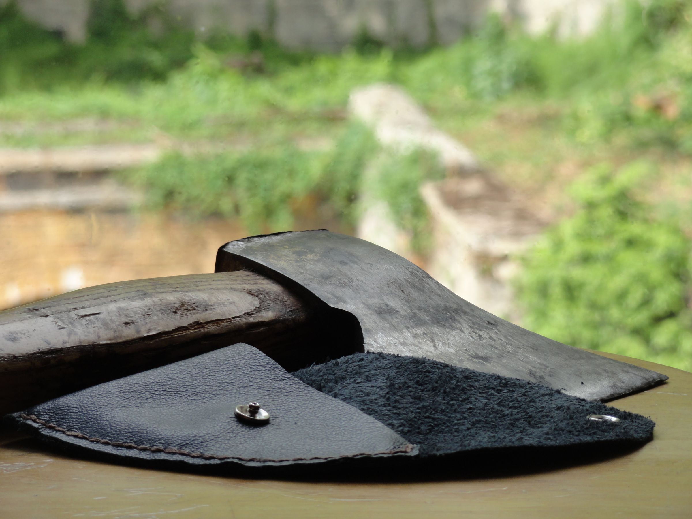 Leather Hatchet Sheath : 9 Steps (with Pictures) - Instructables