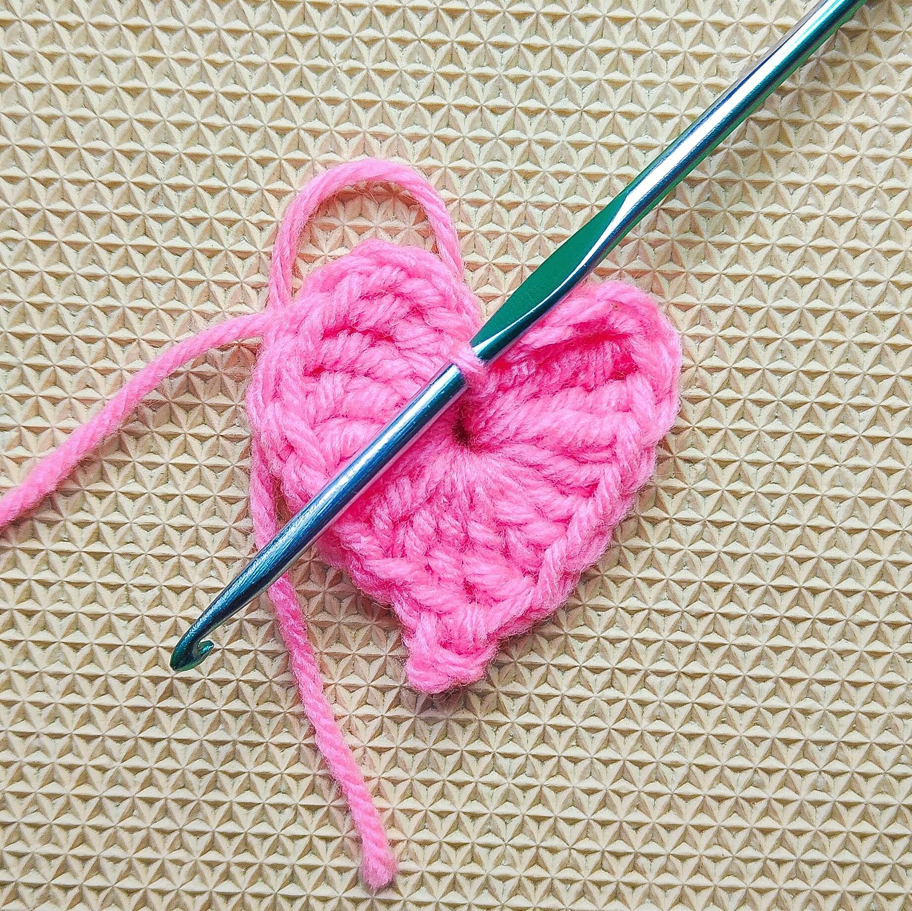 How to Make a Quick Crochet Heart Charm : 4 Steps (with Pictures ...