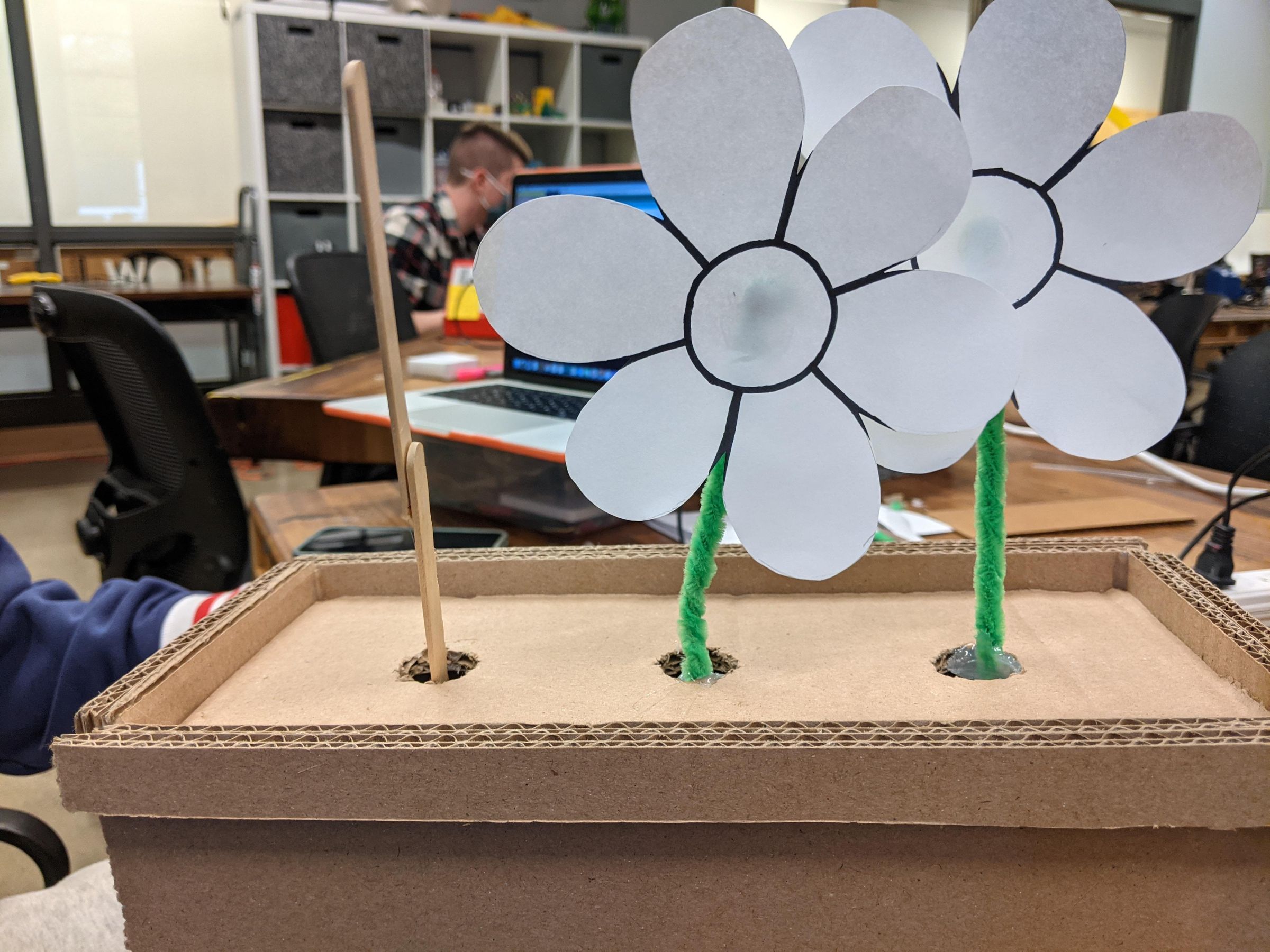 Interactive Flower Design : 7 Steps - Instructables