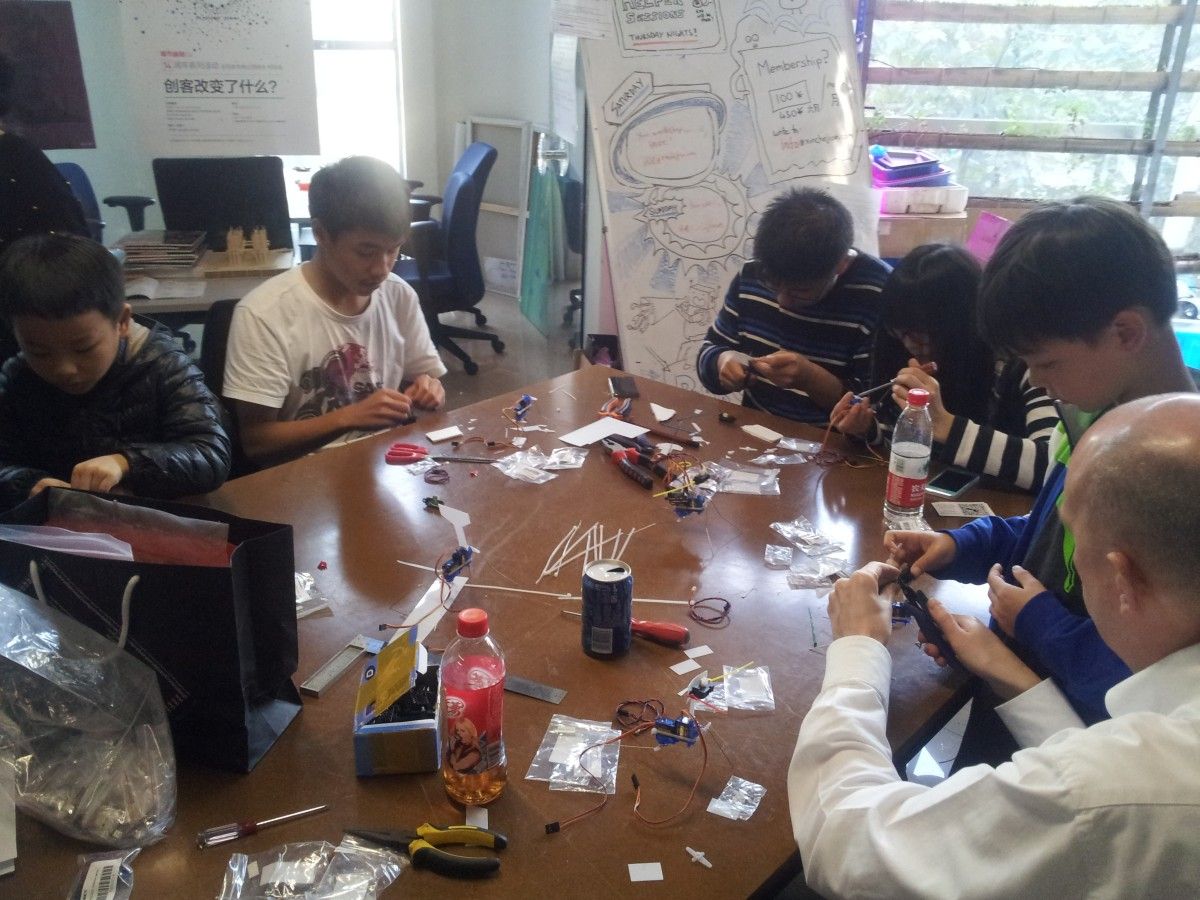 Insect Bot Mini : 12 Steps - Instructables