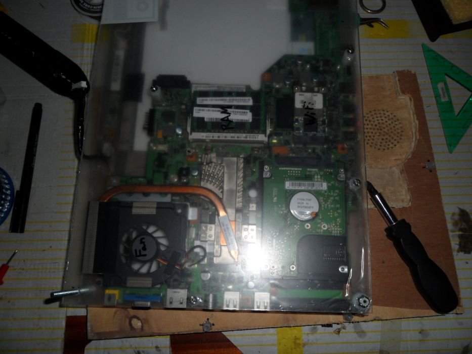 Laptop to Desktop Conversion : 8 Steps (with Pictures) - Instructables