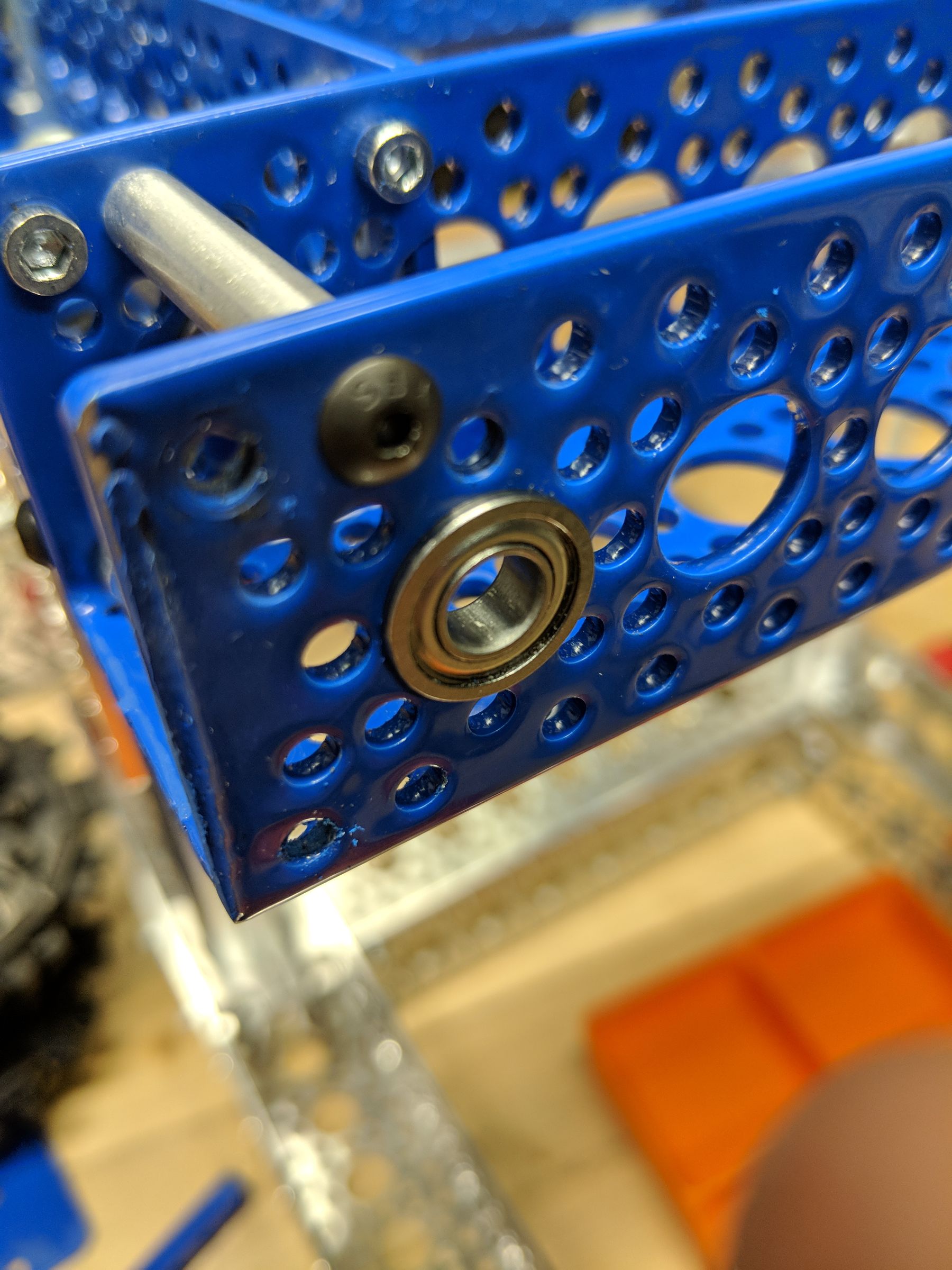 Trackbot Mk V : 8 Steps (with Pictures) - Instructables