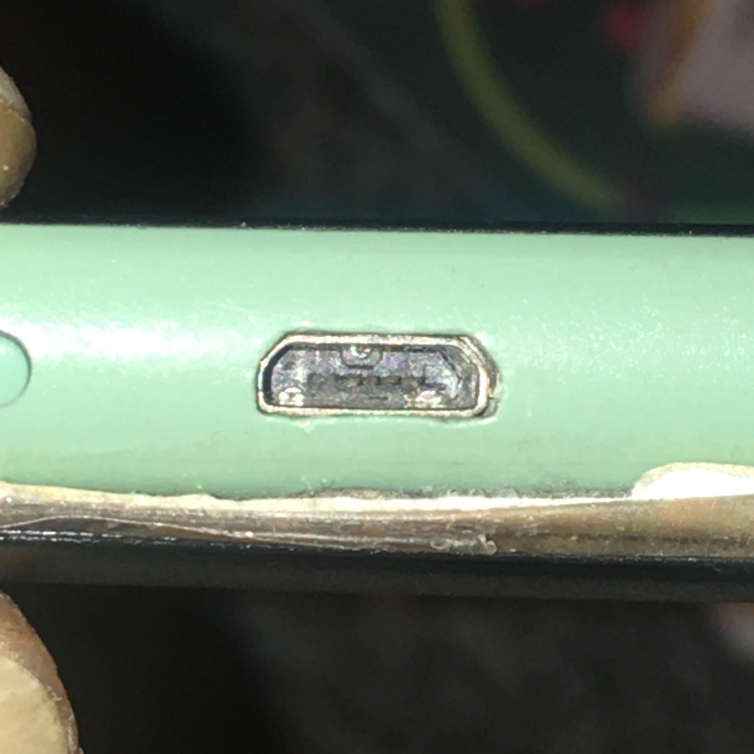 How to Repair the USB Port on an Amazon Kindle Fire : 7 Steps ...