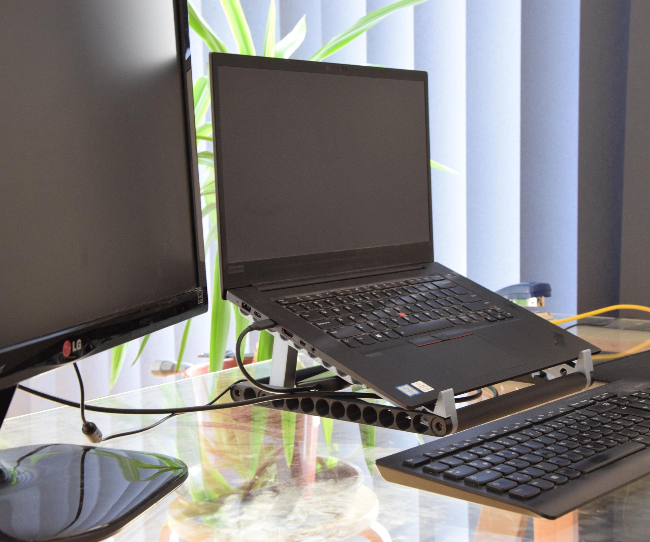 3D Printed Laptop Stand : 4 Steps - Instructables