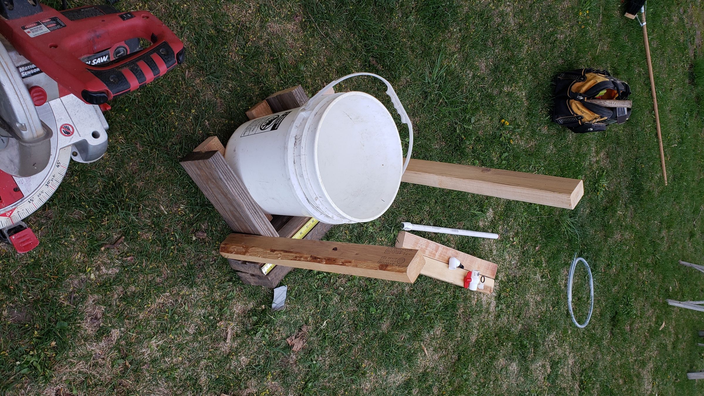 Chicken Water Tower : 3 Steps - Instructables
