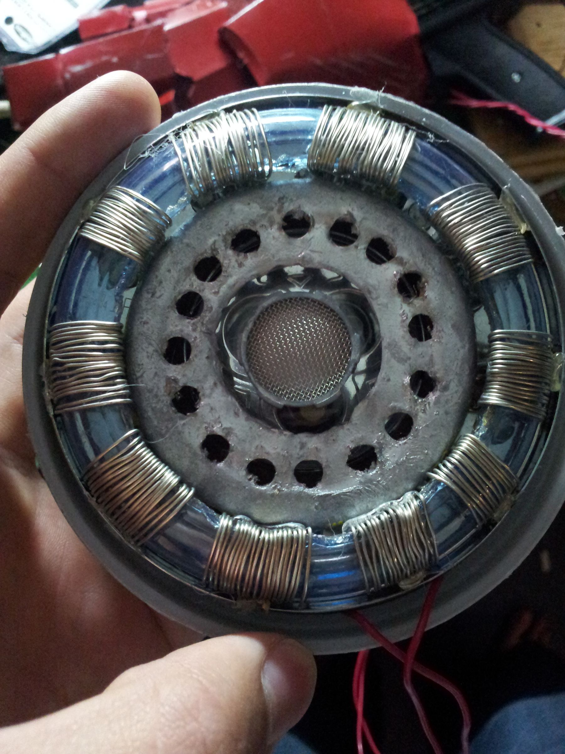 Iron Man Arc Reactor and Repulsor Arm : 3 Steps - Instructables